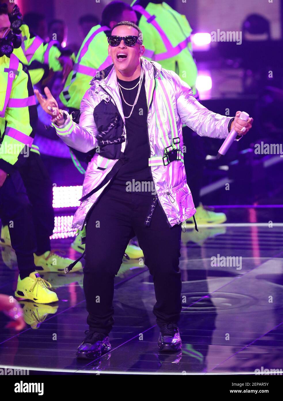 MIAMI, FL - NOVEMBER 24: Daddy Yankee is seen performing during ...