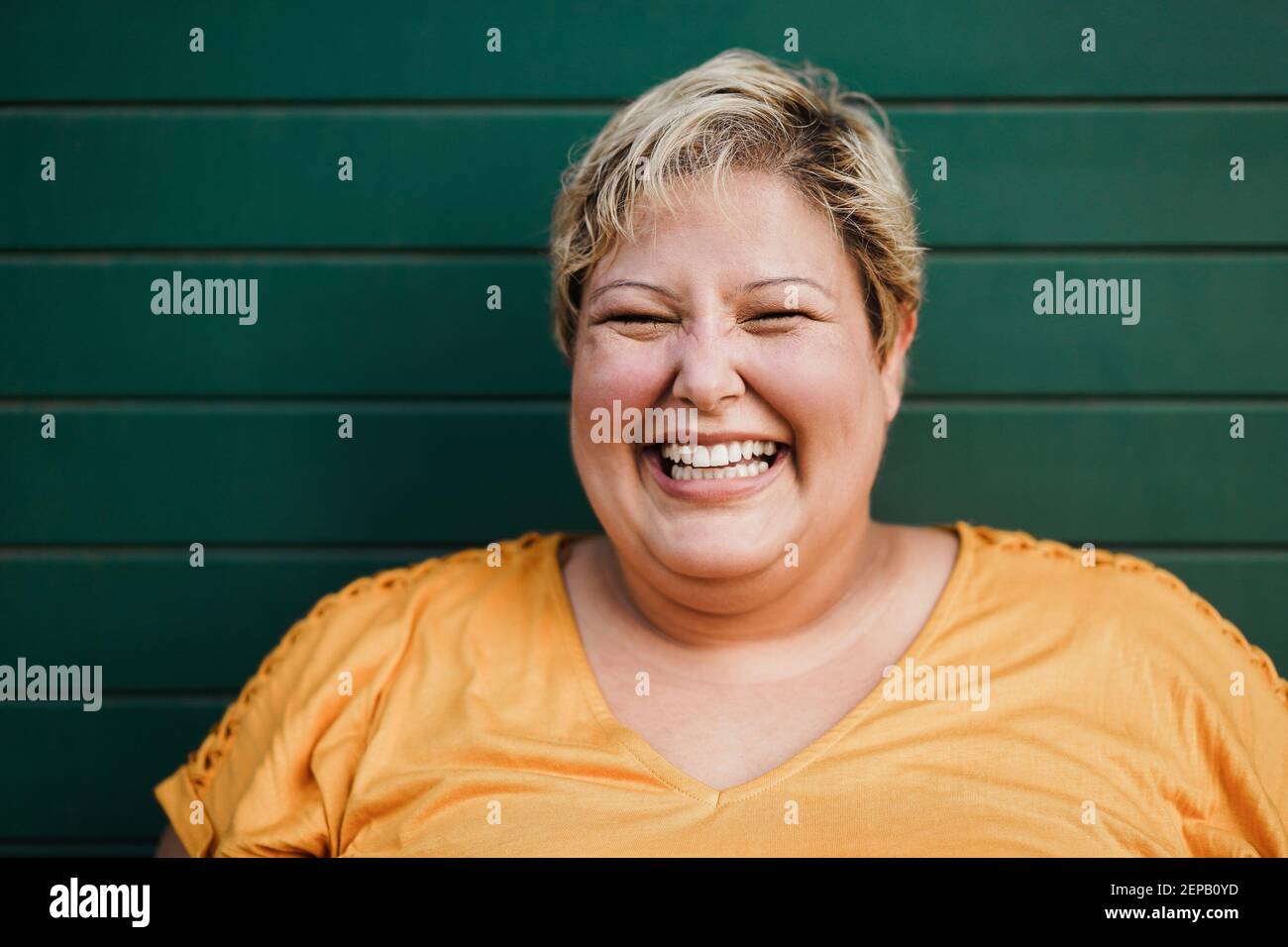 Curvy woman outdoors hi-res stock photography and images - Alamy