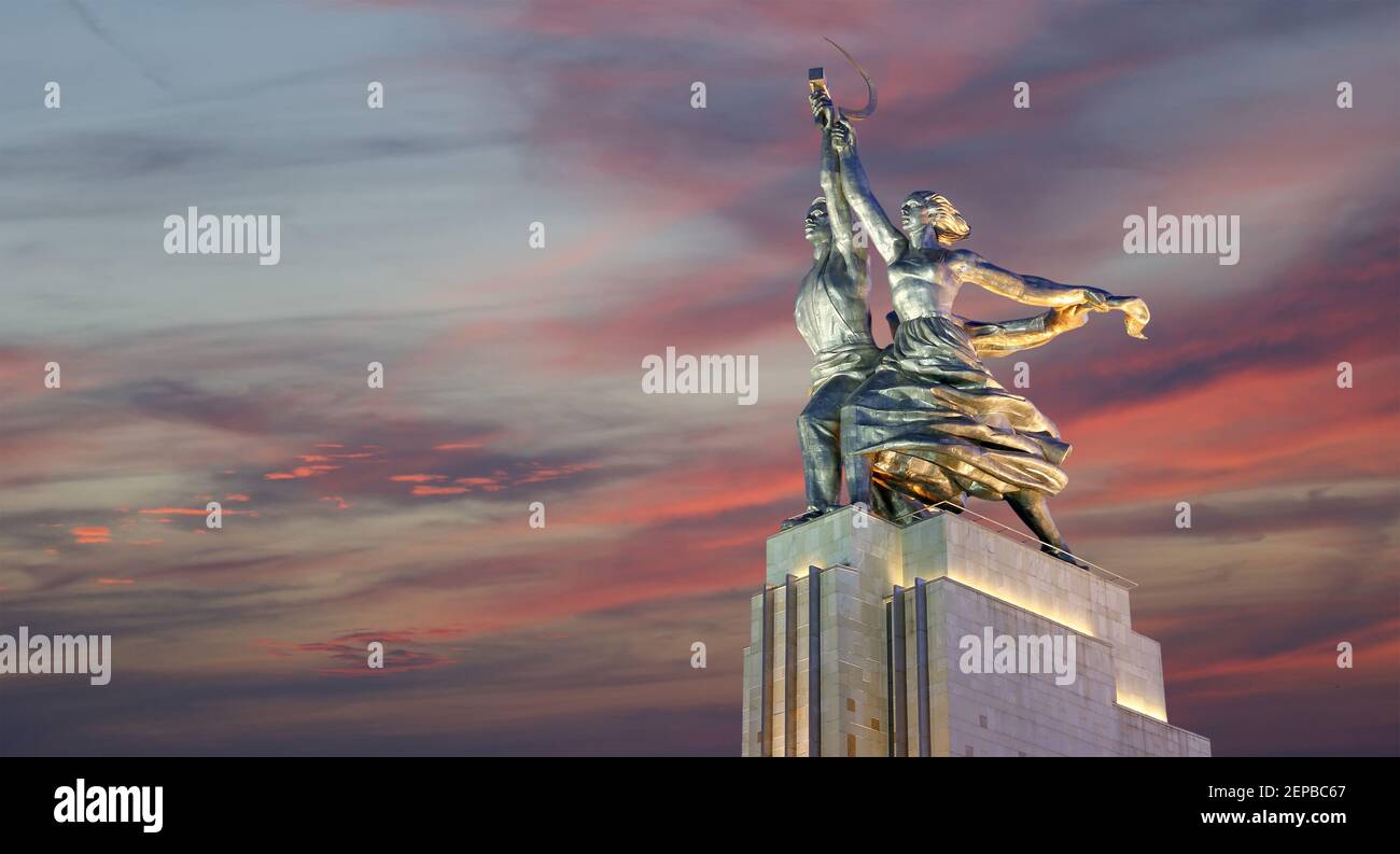 Famous soviet monument Rabochiy i Kolkhoznitsa ( Worker and Kolkhoz ...