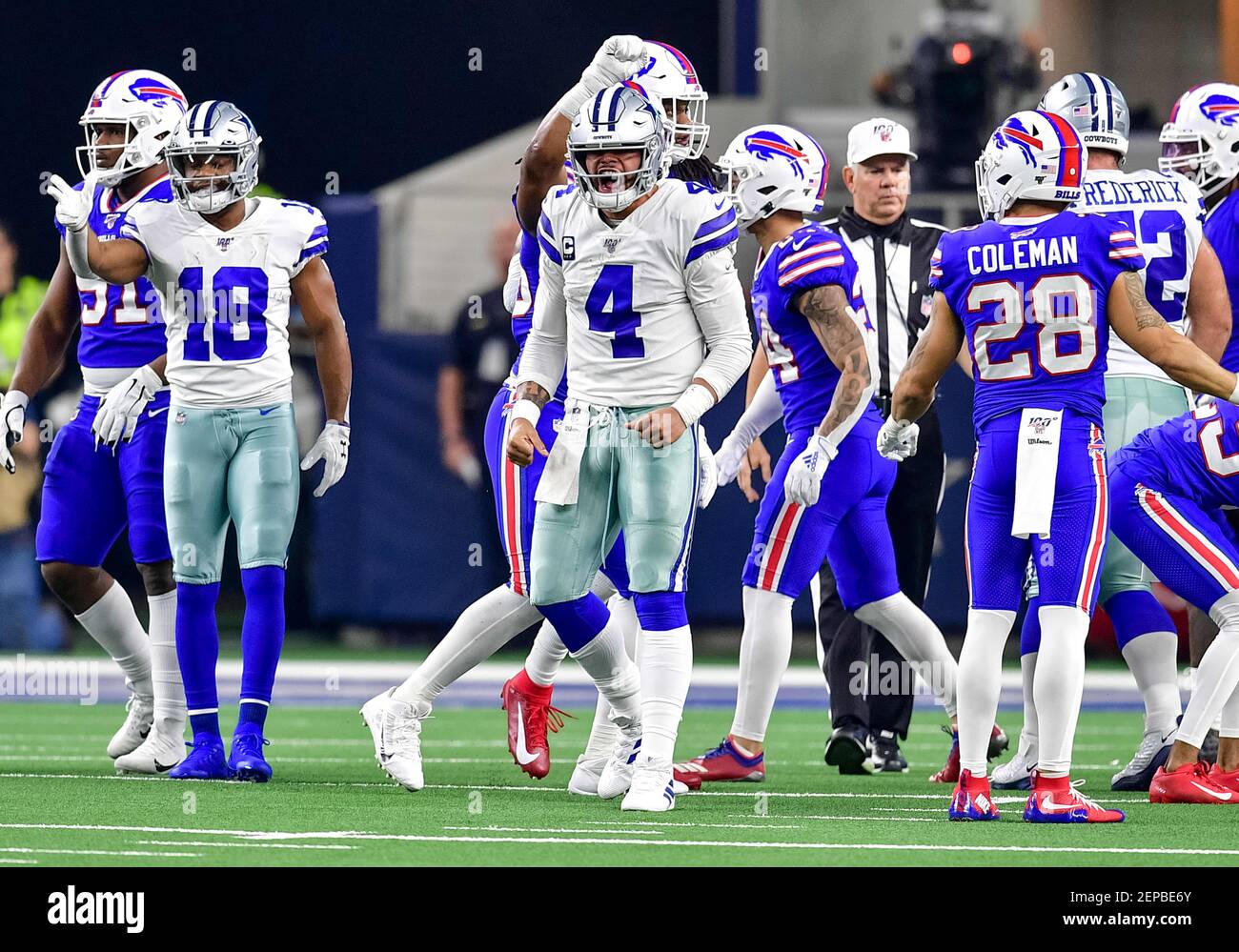 November 28th, 2019:.Dallas Cowboys quarterback Dak Prescott (4) is ...