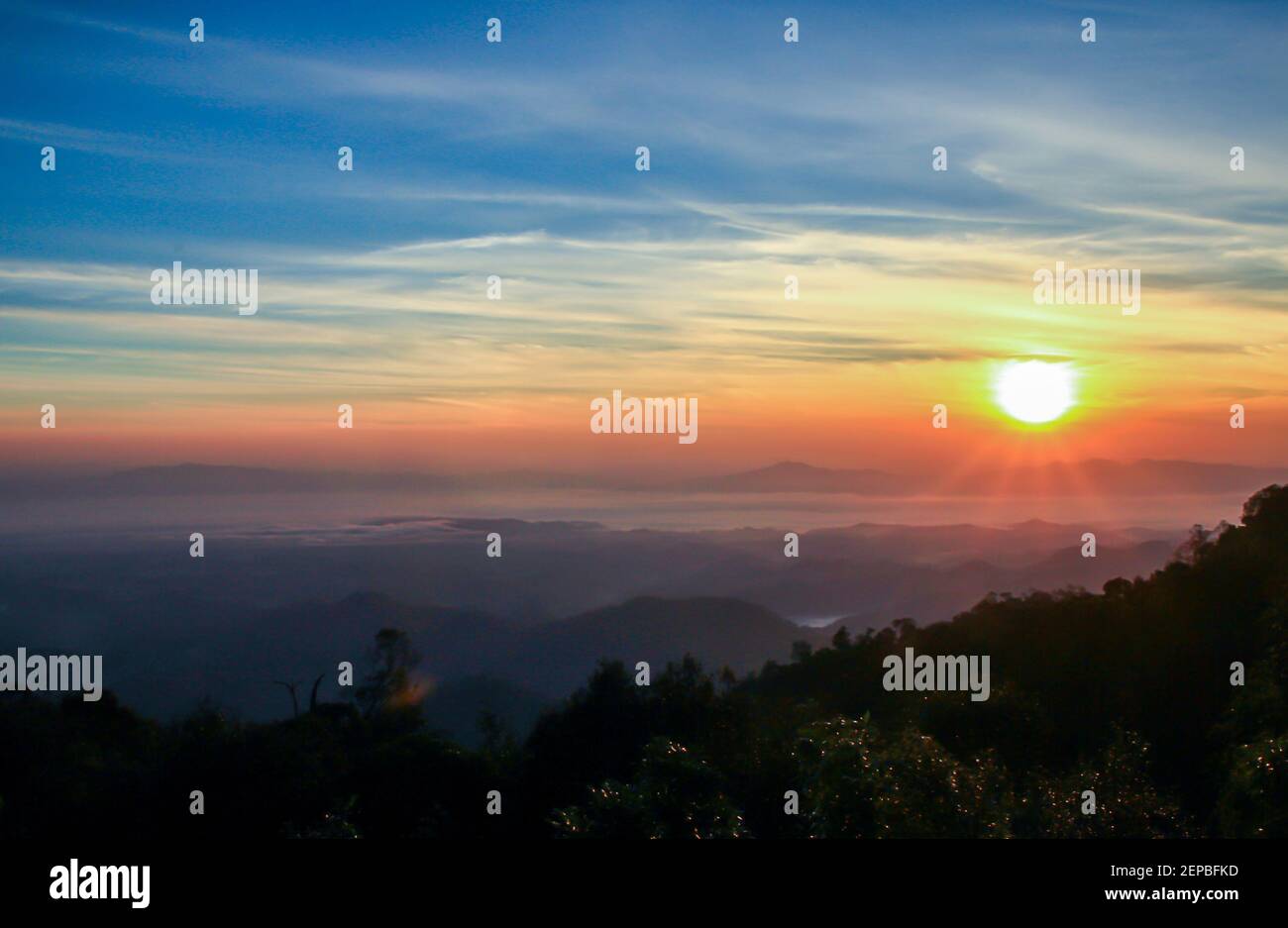 Rough cloud hi-res stock photography and images - Alamy