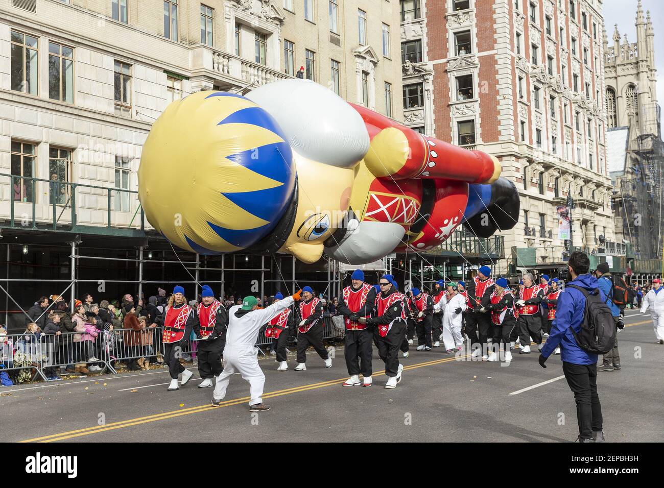 The Nutcracker giant balloon flown low because of high wind at 93rd ...