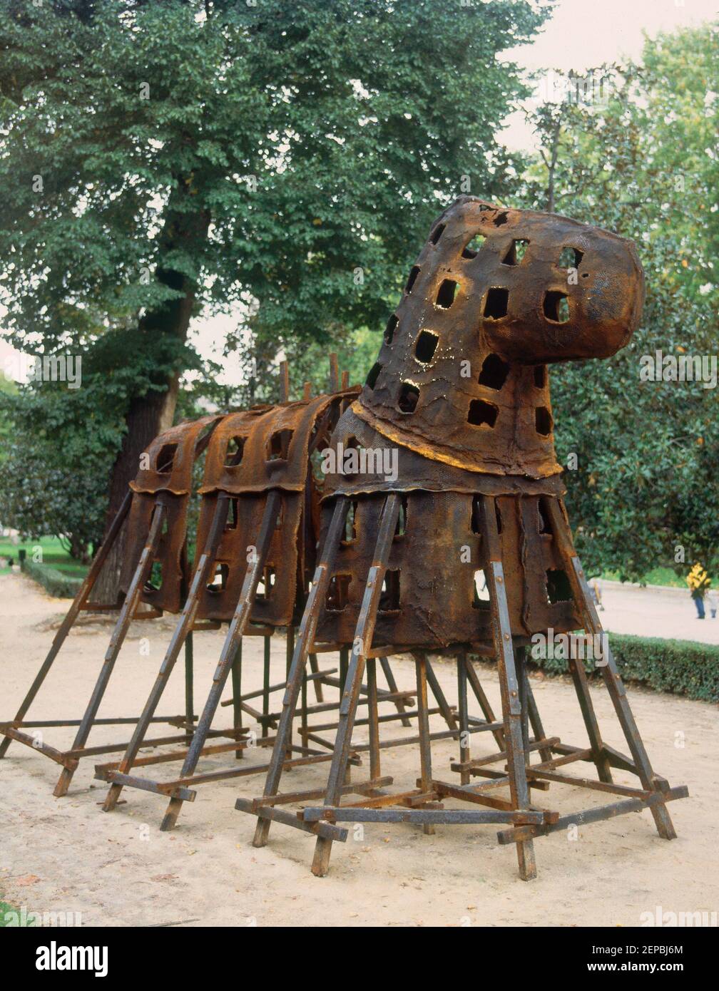 CABALLO DE TROYA II - 2001 - EXPOSICION DE ESCULTURA ESPAÑOLA ...