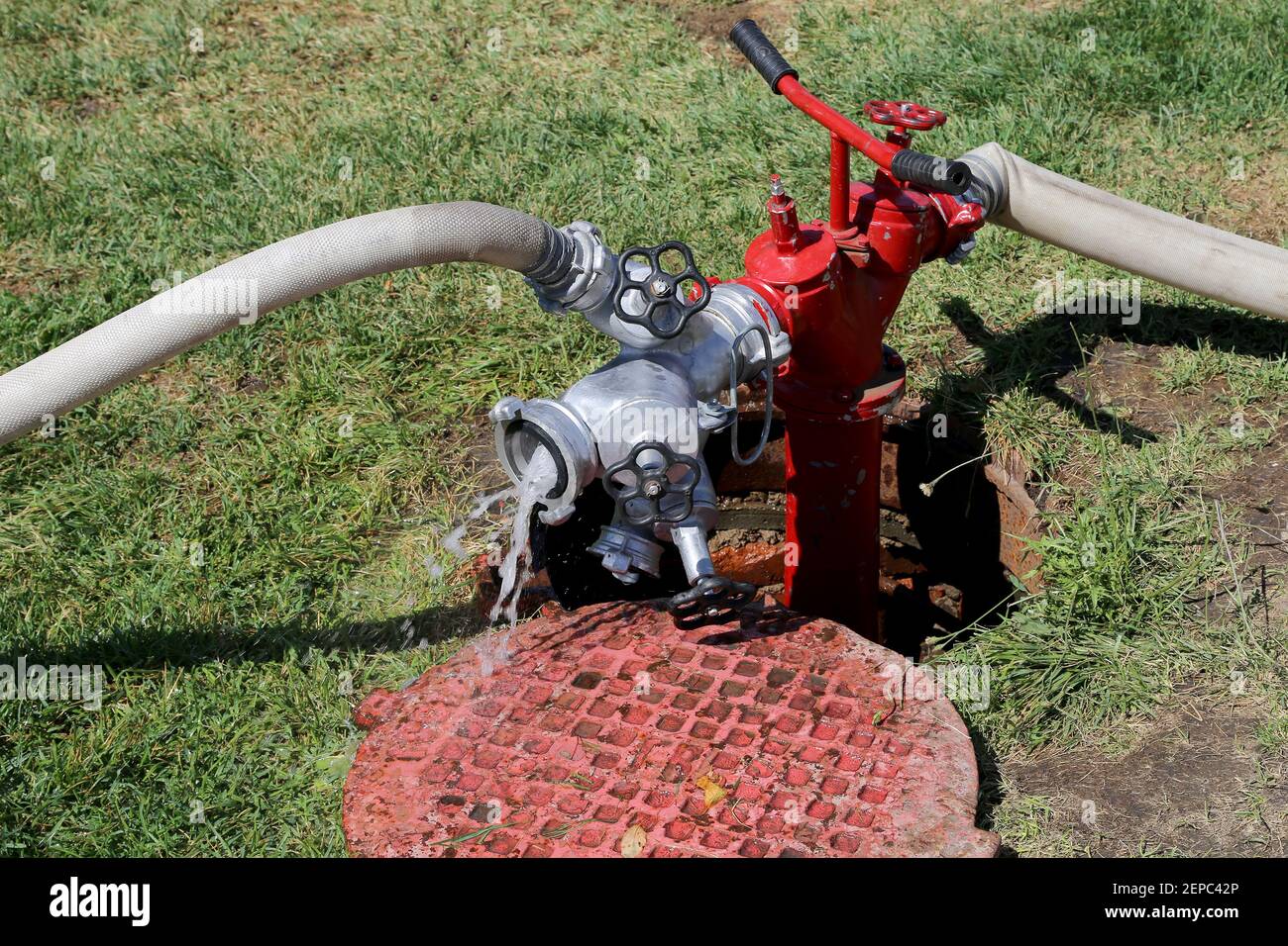 water flow coming out from a fire hydrant Stock Photo - Alamy