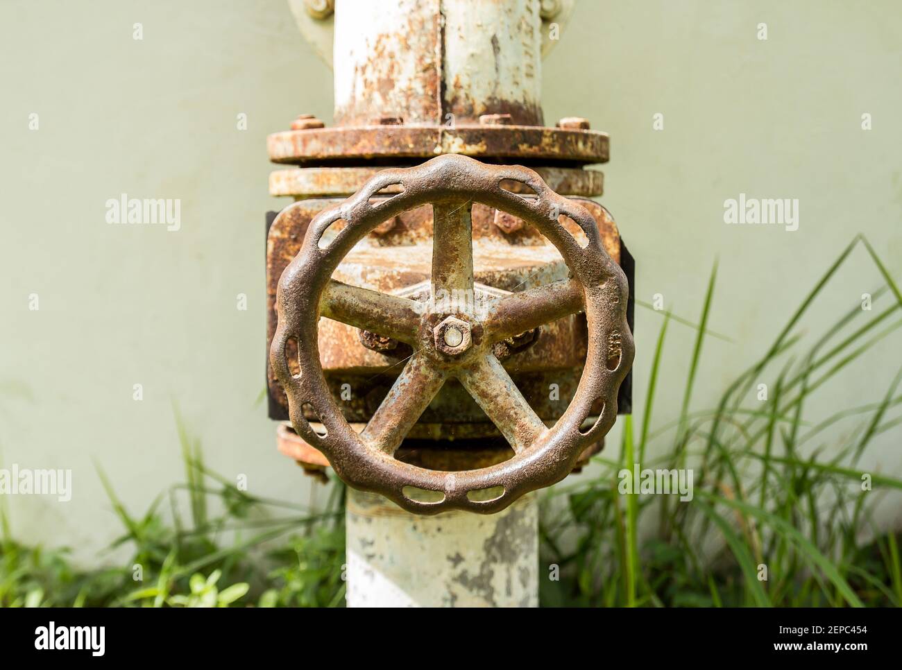 Closeup old water valve Stock Photo - Alamy
