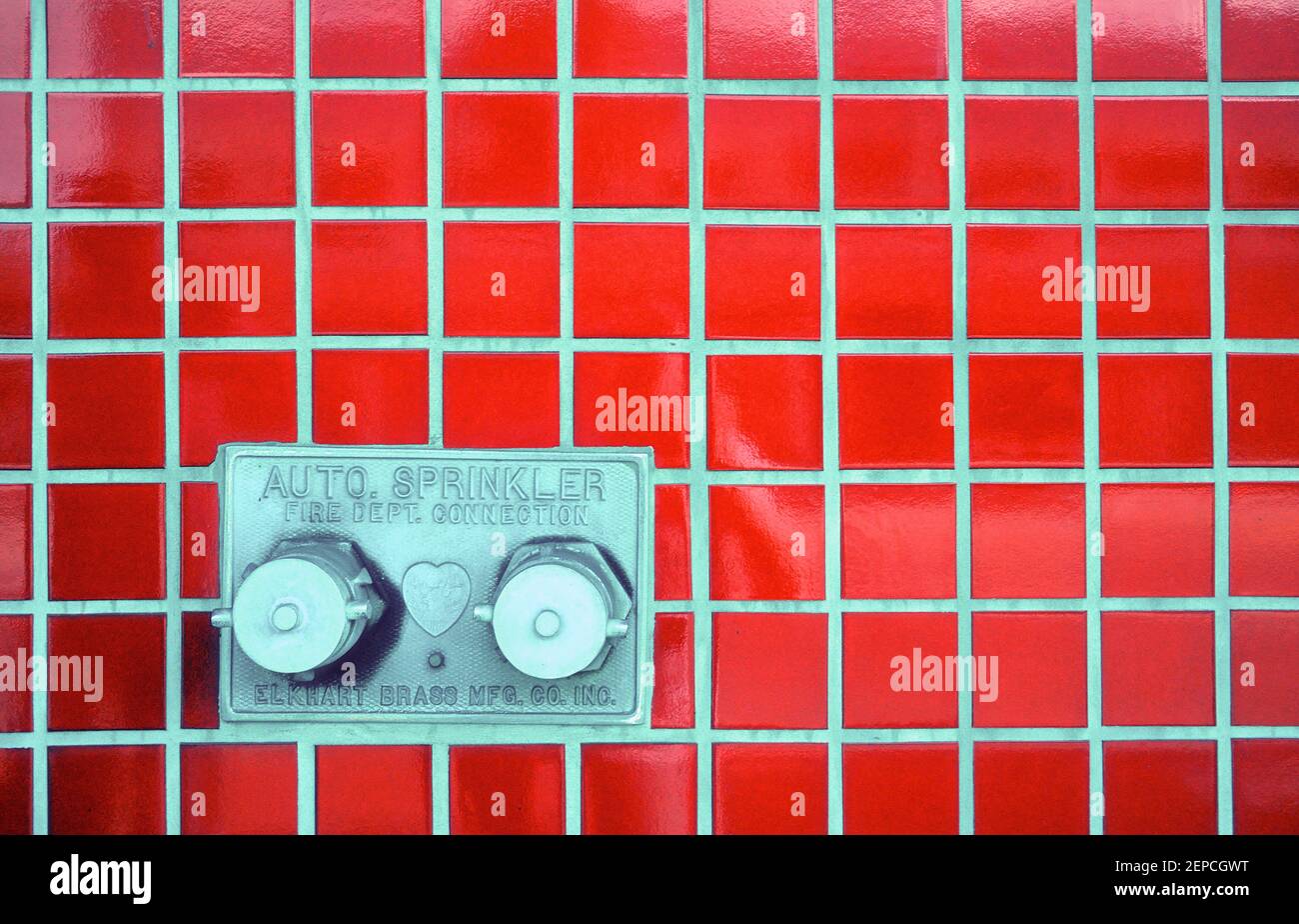 Fire sprinkler lines hi-res stock photography and images - Alamy