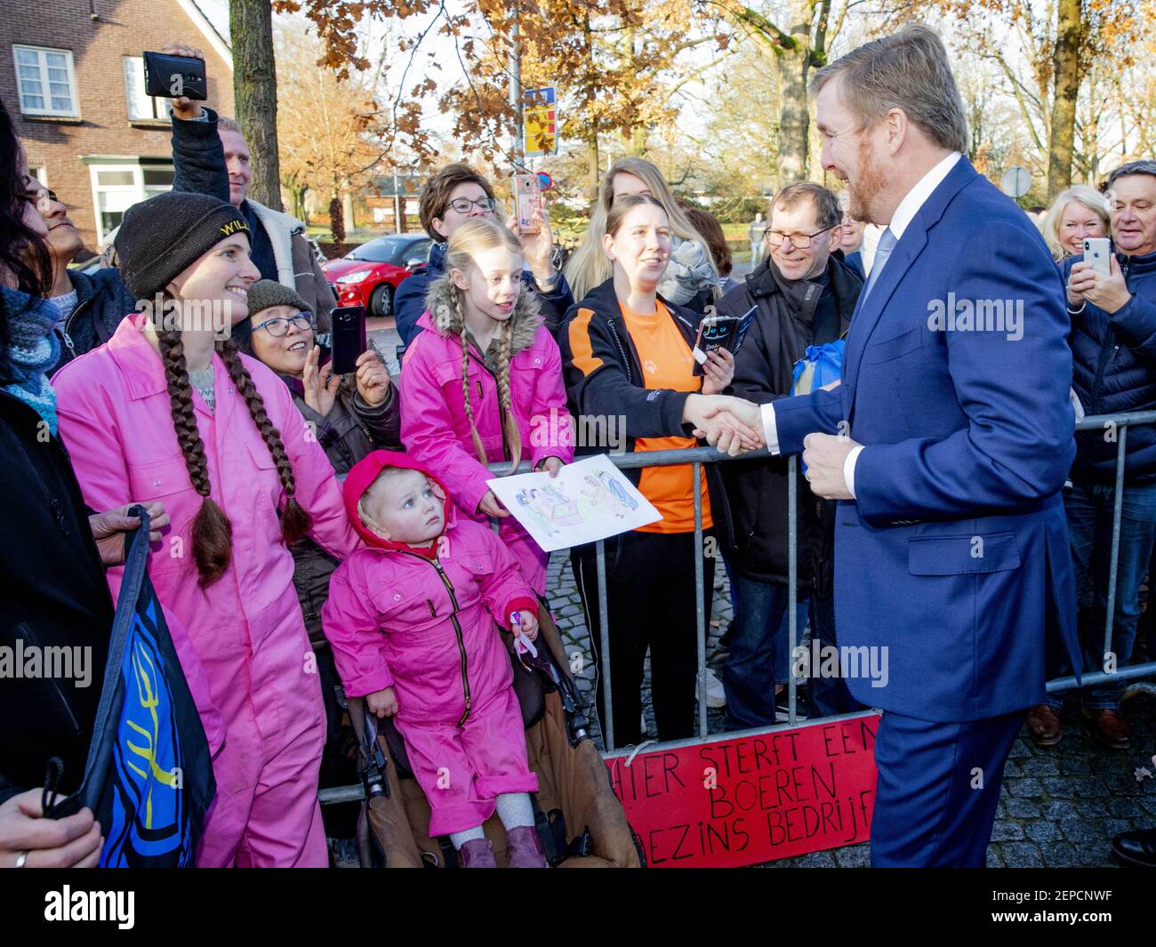 King Willem-Alexander visited the local government of the city of ...