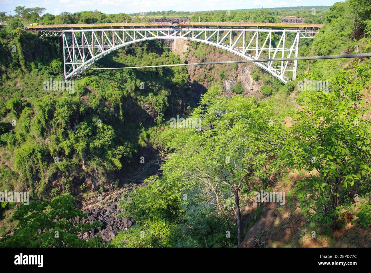 Wire falls hi-res stock photography and images - Alamy