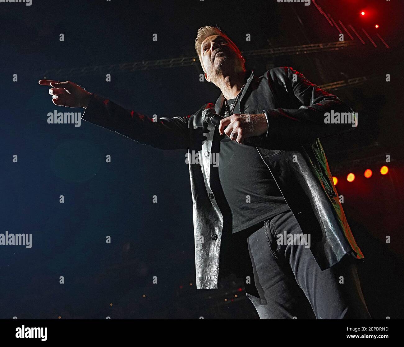 MIAMI, FL - DEC 7: Willy Chirino performs during Uforia Lifetime ...