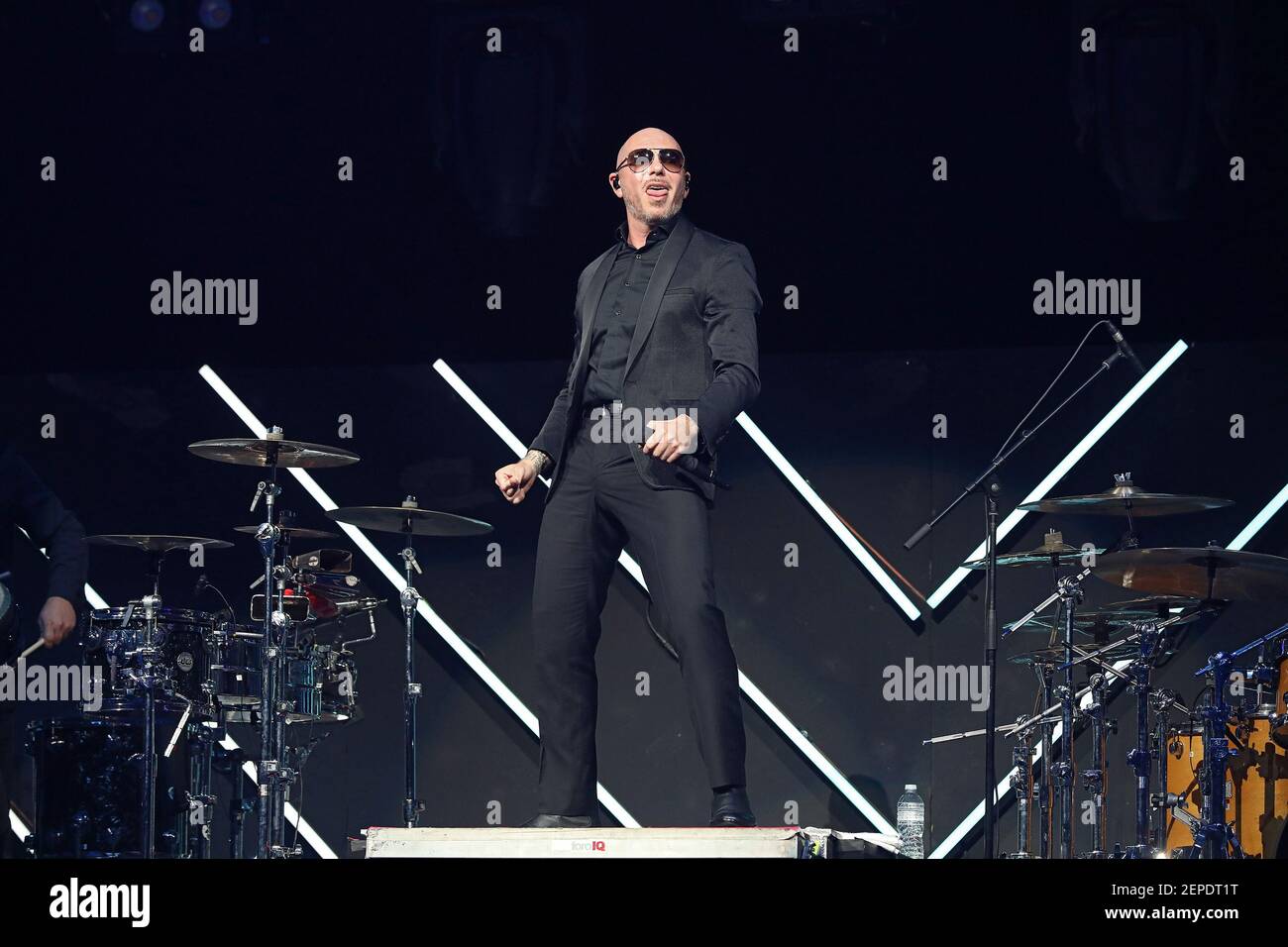 MIAMI, FL - DEC 7: Pitbull performs during Uforia Lifetime Achievement ...
