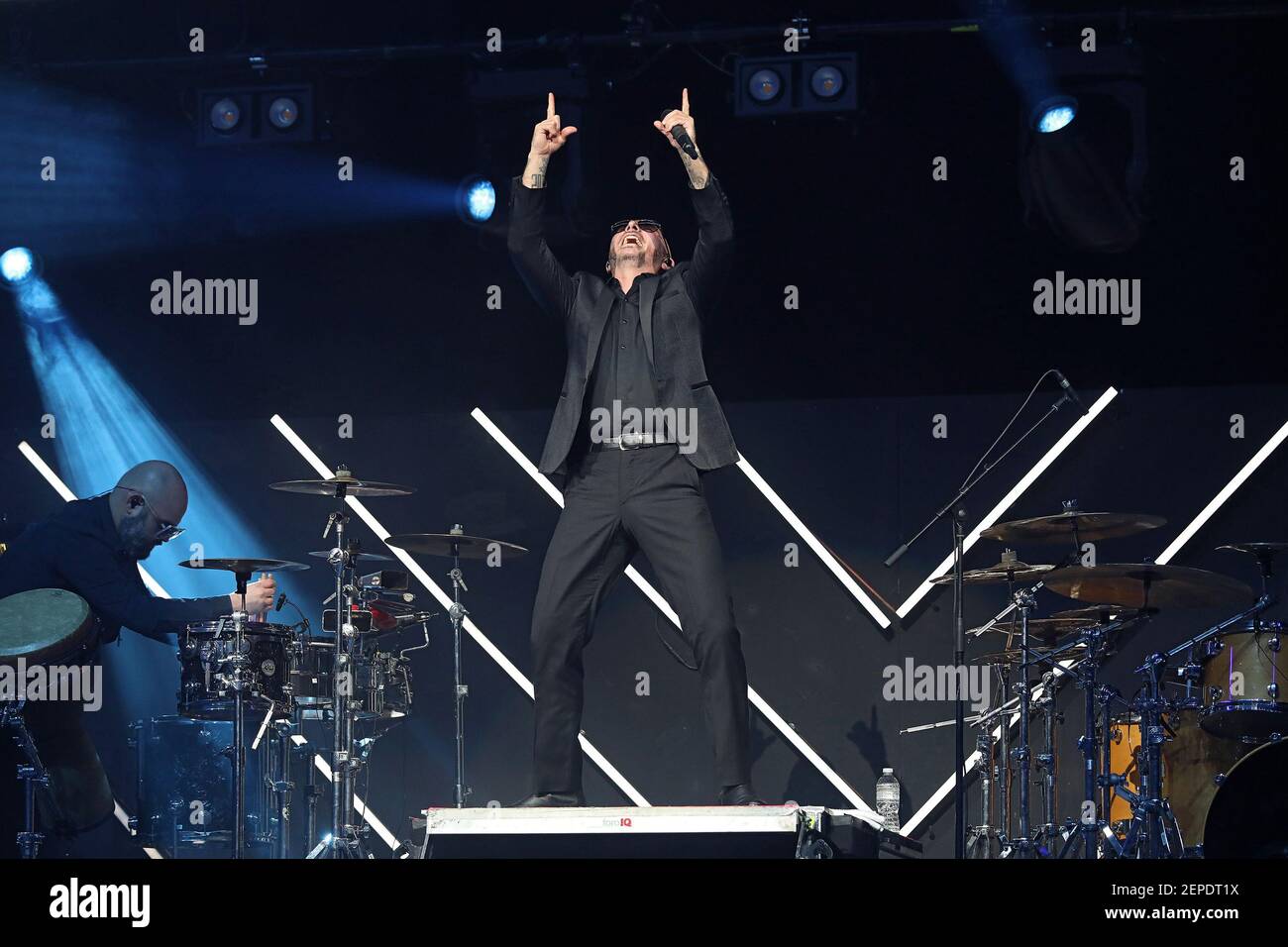 MIAMI, FL - DEC 7: Pitbull performs during Uforia Lifetime Achievement ...