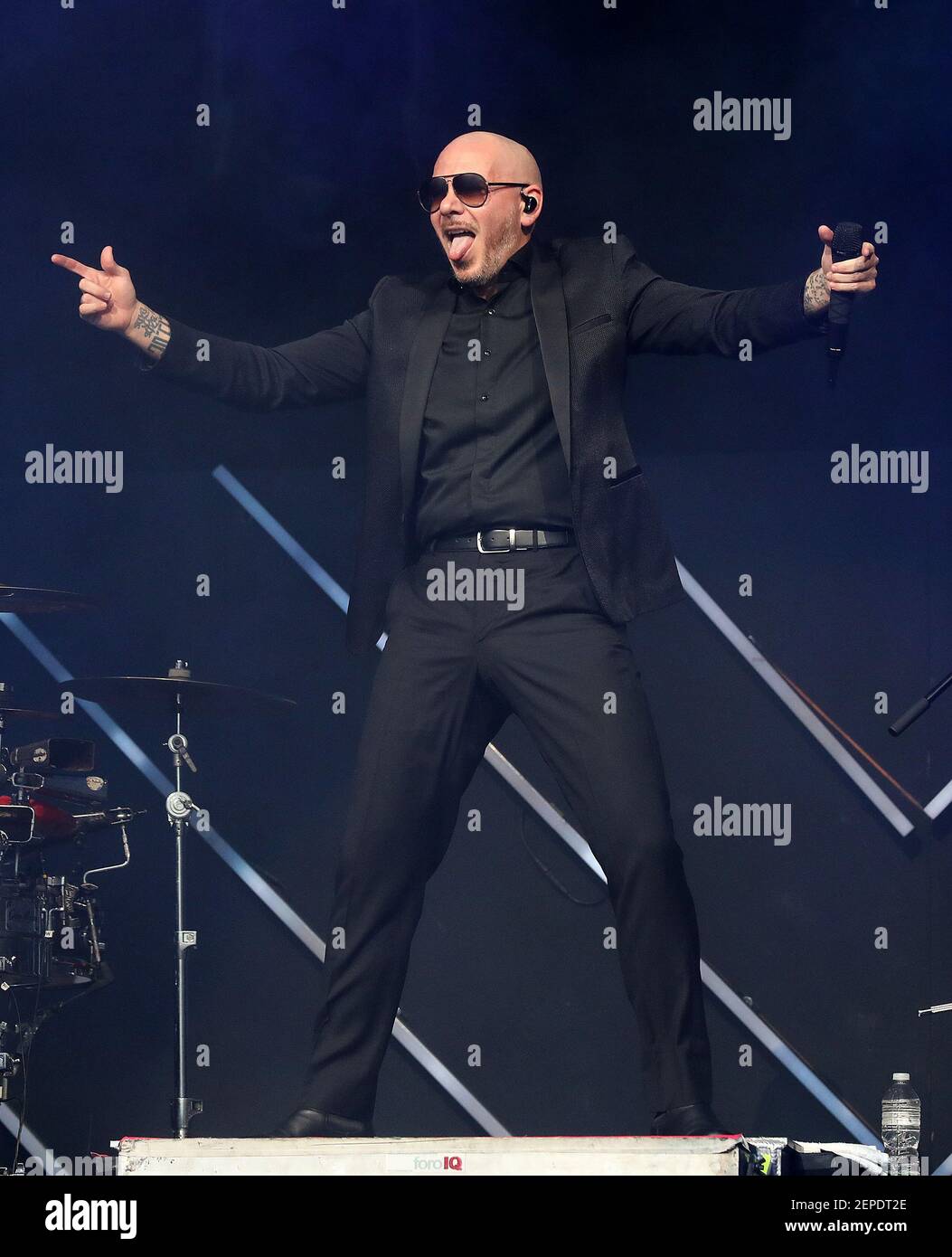 MIAMI, FL - DEC 7: Pitbull performs during Uforia Lifetime Achievement ...