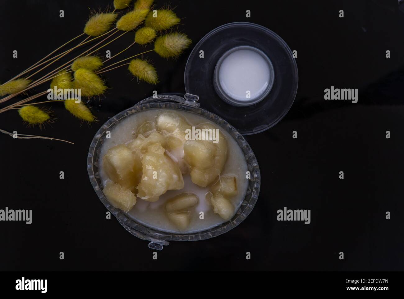 Cassava in syrup hi-res stock photography and images - Alamy