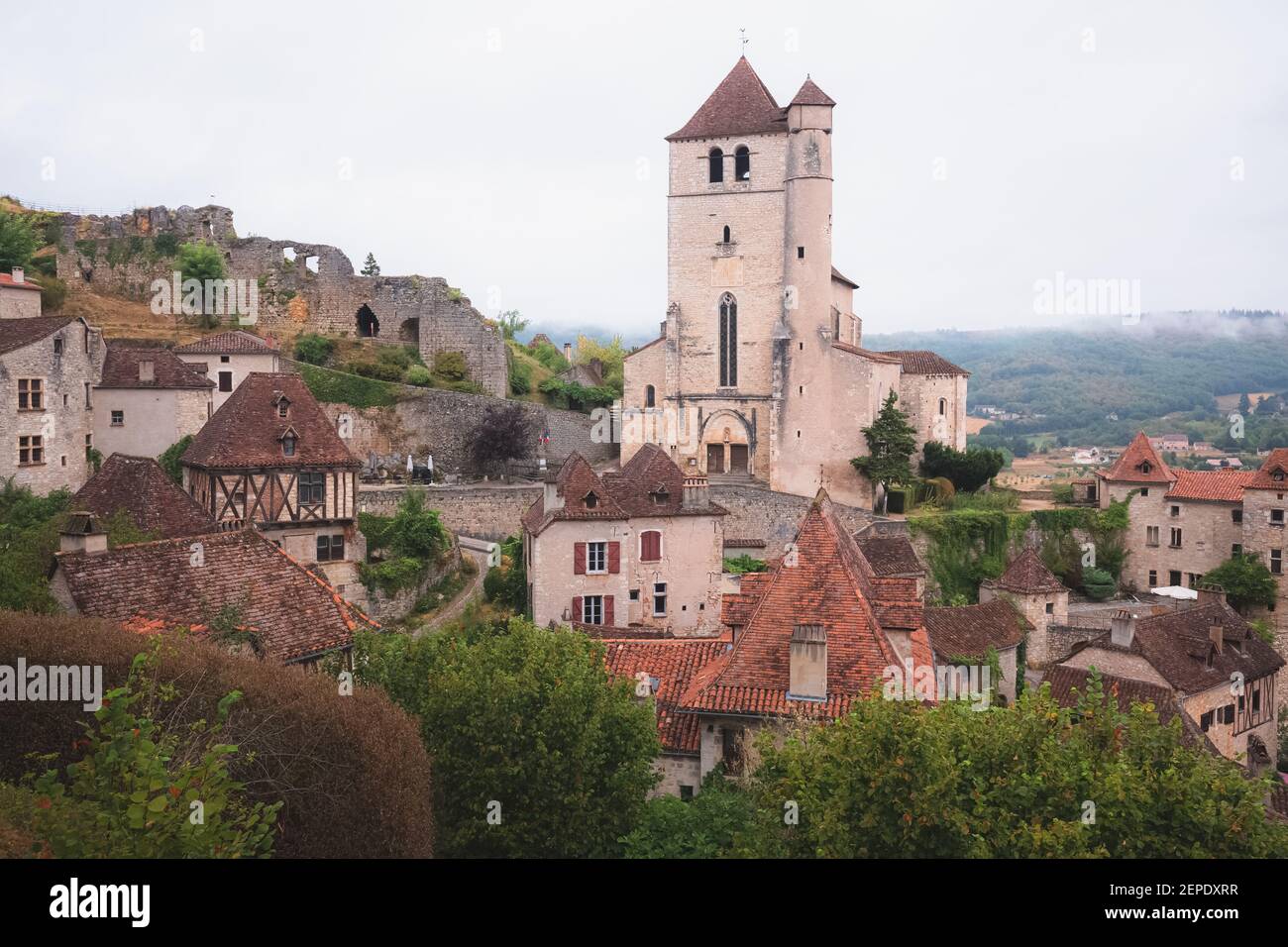 The French medieval hilltop village of Saint-Cirq-Lapopie and its 16th ...