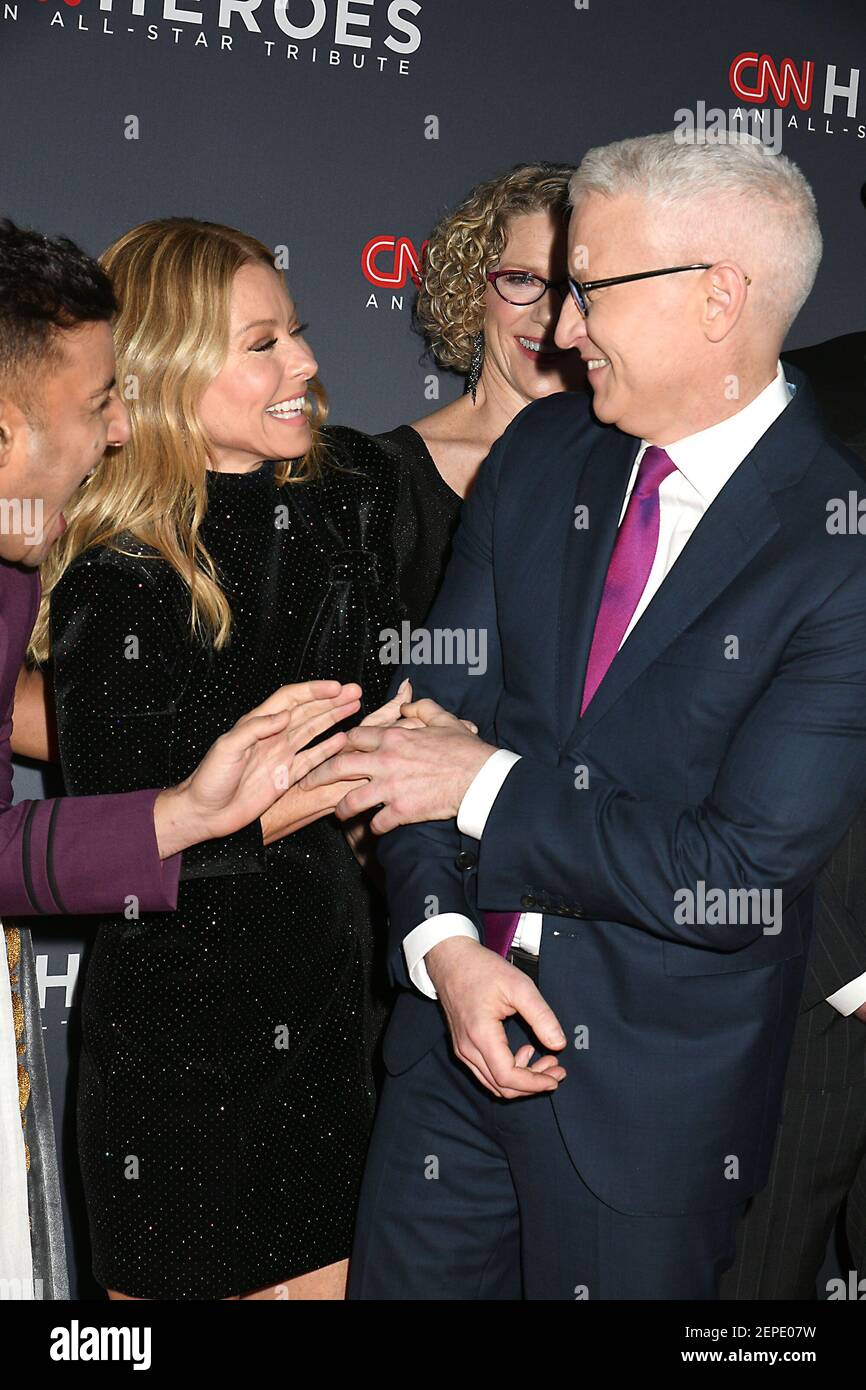 Kelly Ripa and Anderson Cooper attend the 13th Annual CNN Heroes: An ...