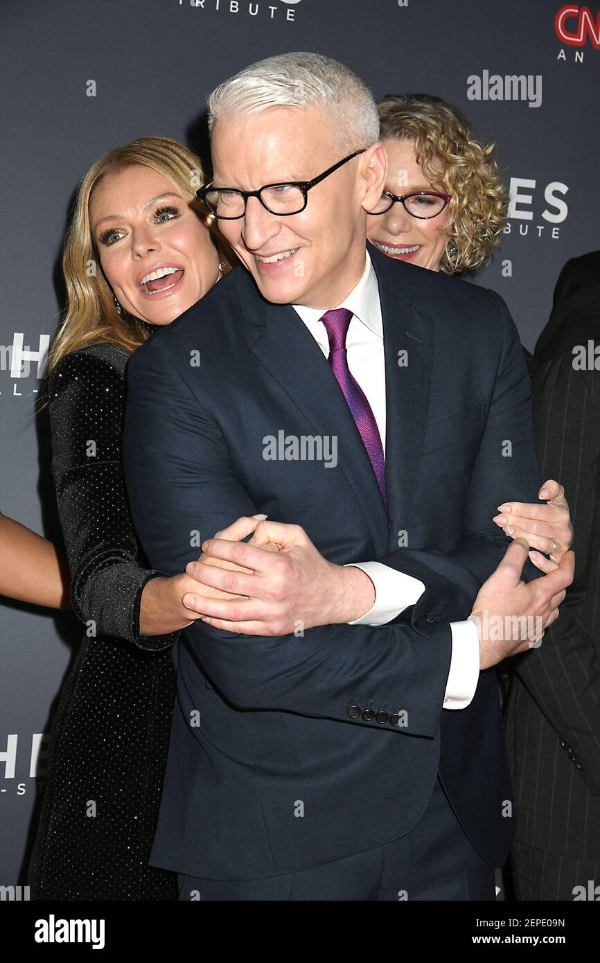 Kelly Ripa and Anderson Cooper attend the 13th Annual CNN Heroes: An ...