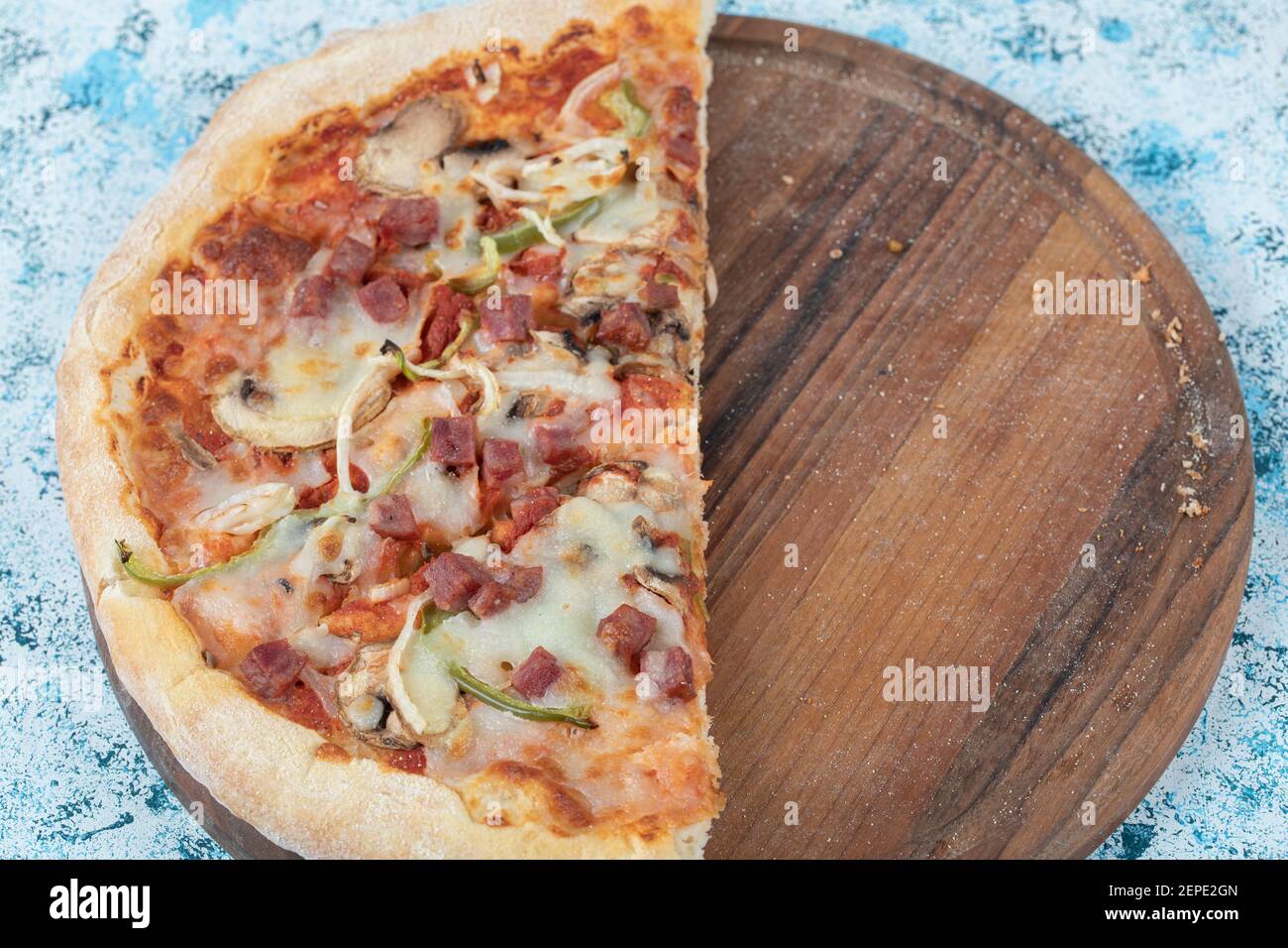 Half italian pizza top hi-res stock photography and images - Alamy