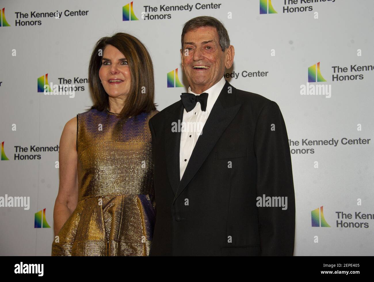 Ken Duberstein and his wife, Jacquelyn, arrive for the formal Artist's ...