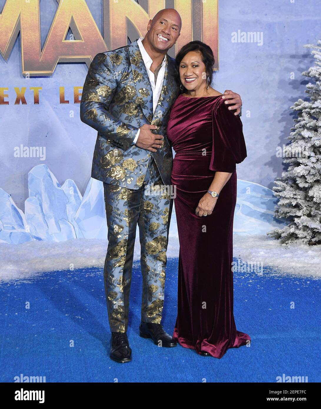 Dwayne Johnson and Ata Johnson at the JUMANJI THE NEXT LEVEL Los ...