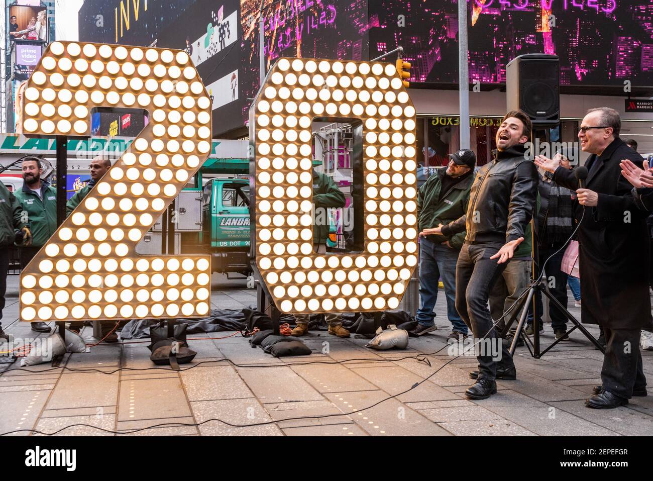 Tom bennett actor hi-res stock photography and images - Alamy