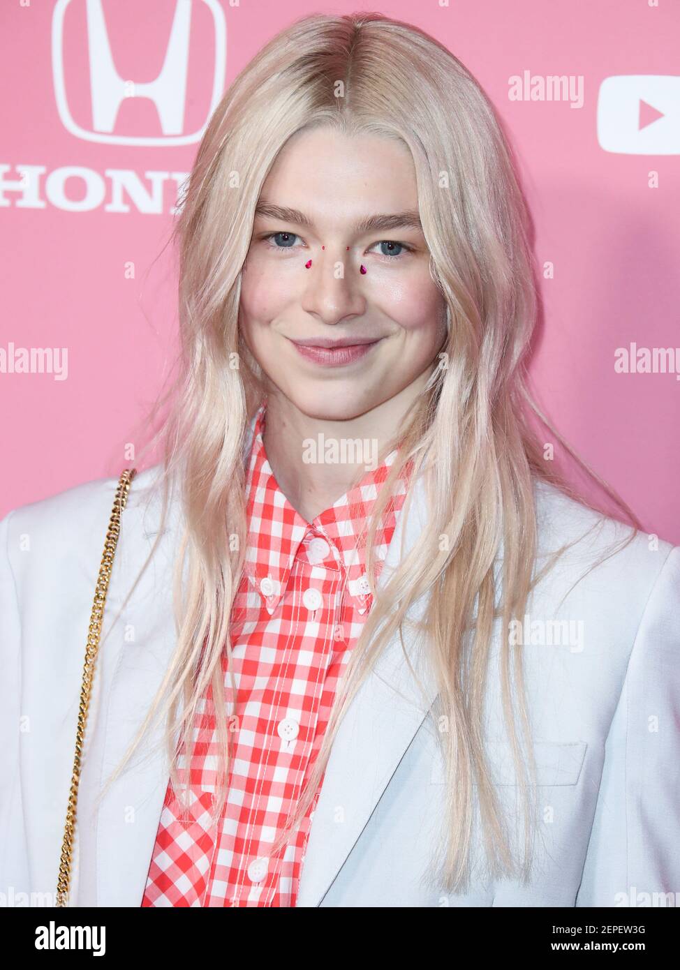 HOLLYWOOD, LOS ANGELES, CALIFORNIA, USA - DECEMBER 12: Model Hunter ...