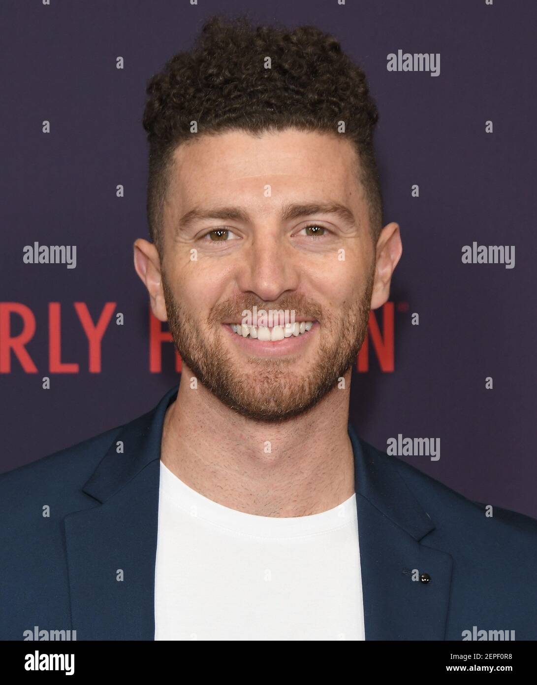 Dylan Landon arrives at The 9th Annual Streamy Awards held at the ...