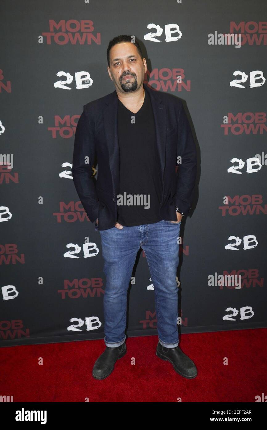 Vincent Laresca attends the premiere of "Mob Town" at the Los Angeles ...
