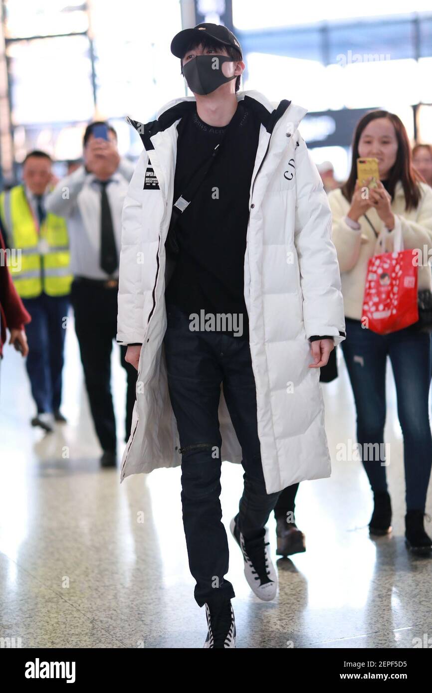 Chinese mainland pop male singer, actor Liu Yuning shows up at Shanghai ...