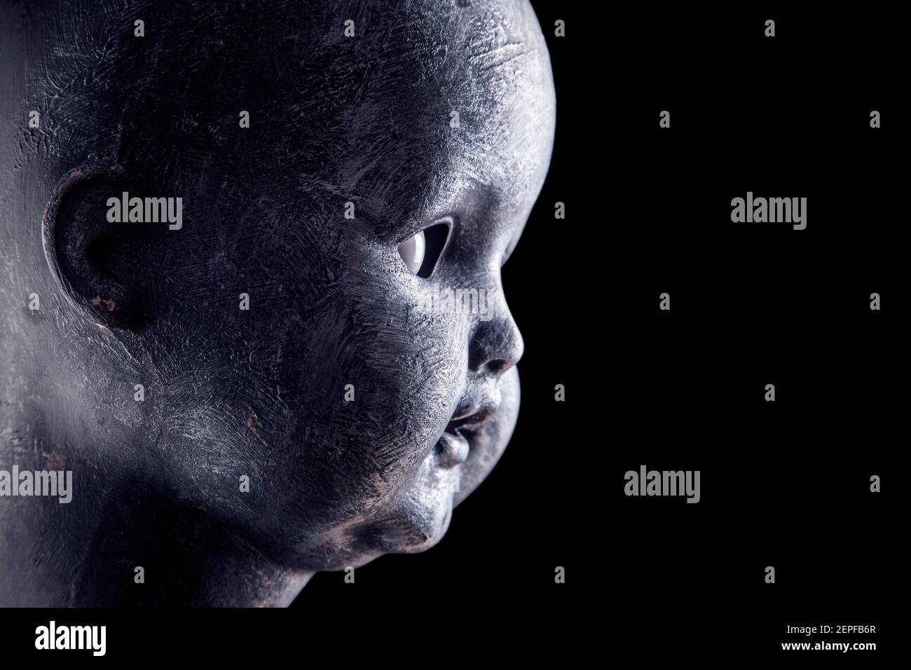 Scary dolly hi-res stock photography and images - Alamy