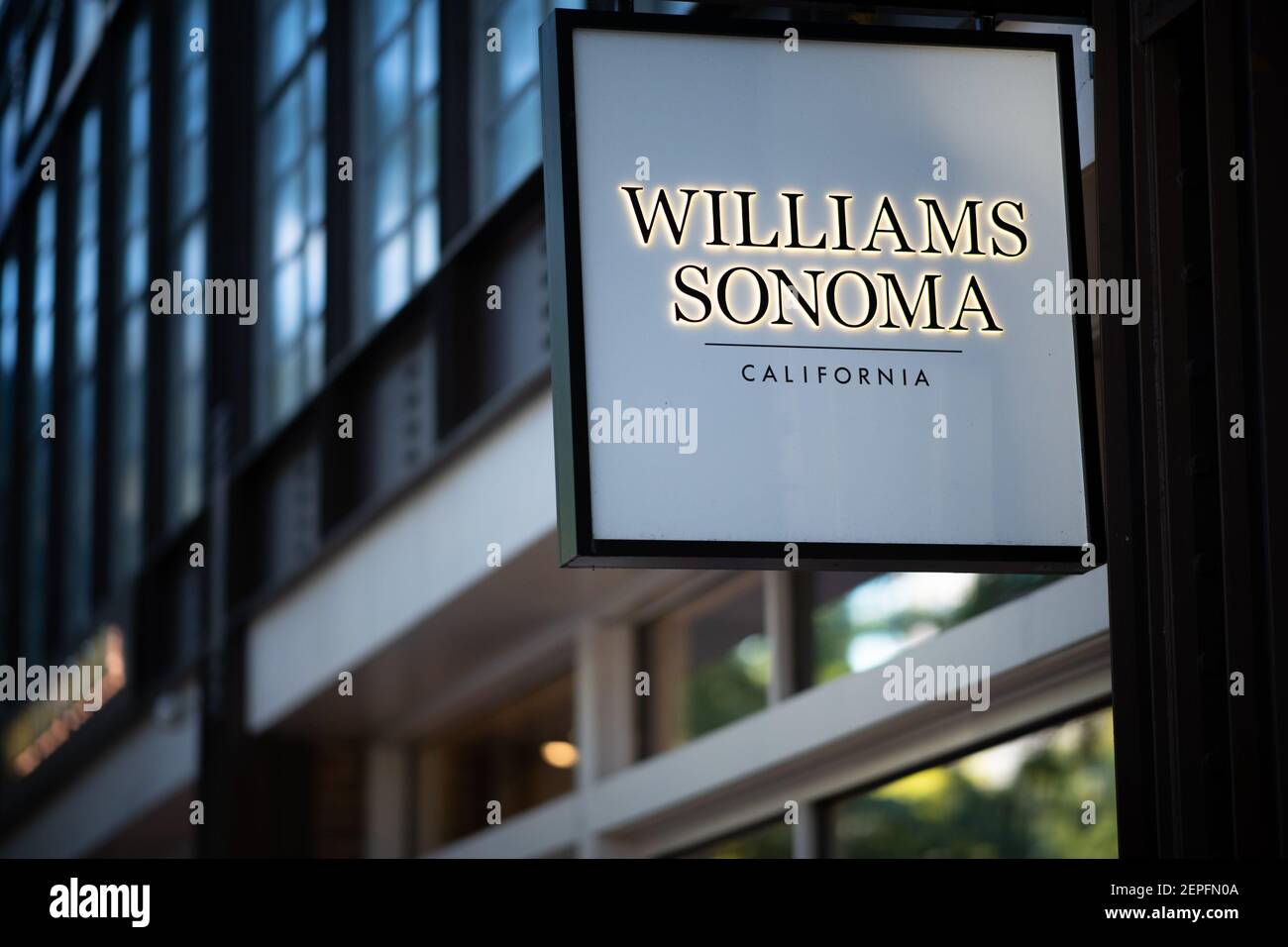 A Williams Sonoma logo on a storefront in Bethesda, MD, as seen on ...