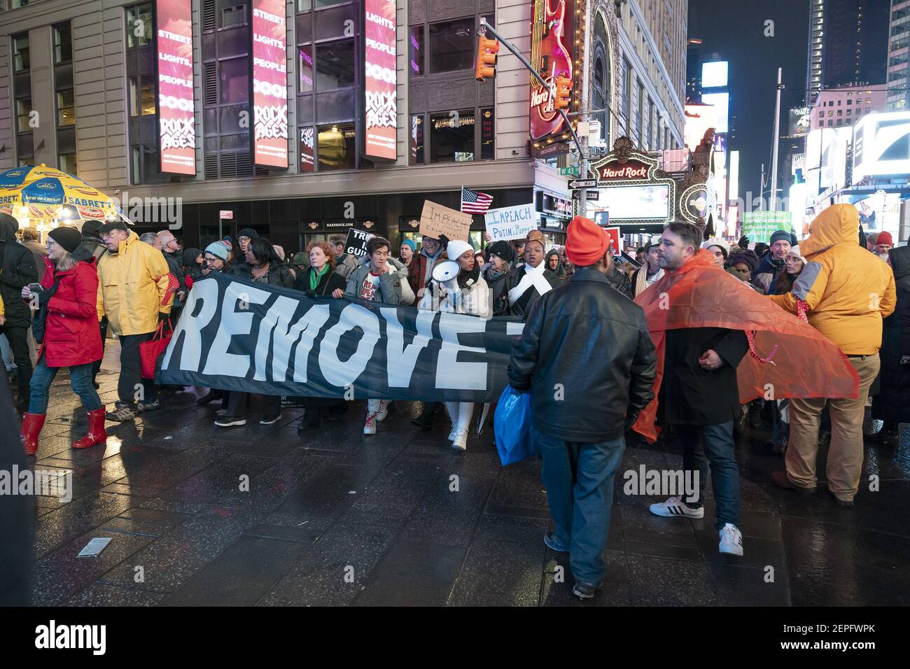 Rabbi Joseph Potasnik attends mayor announcement about homelessness in ...