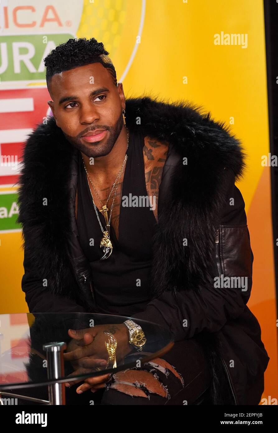 MIAMI, FL - DEC 18: Jason Derulo attends Despierta America Facebook ...