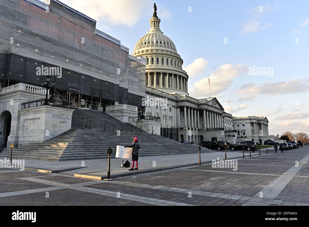 Bruce Benua of Ohio yells up the steps as he protests outside the ...