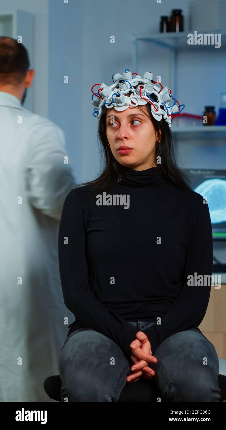 Neuroscience expert hi-res stock photography and images - Alamy