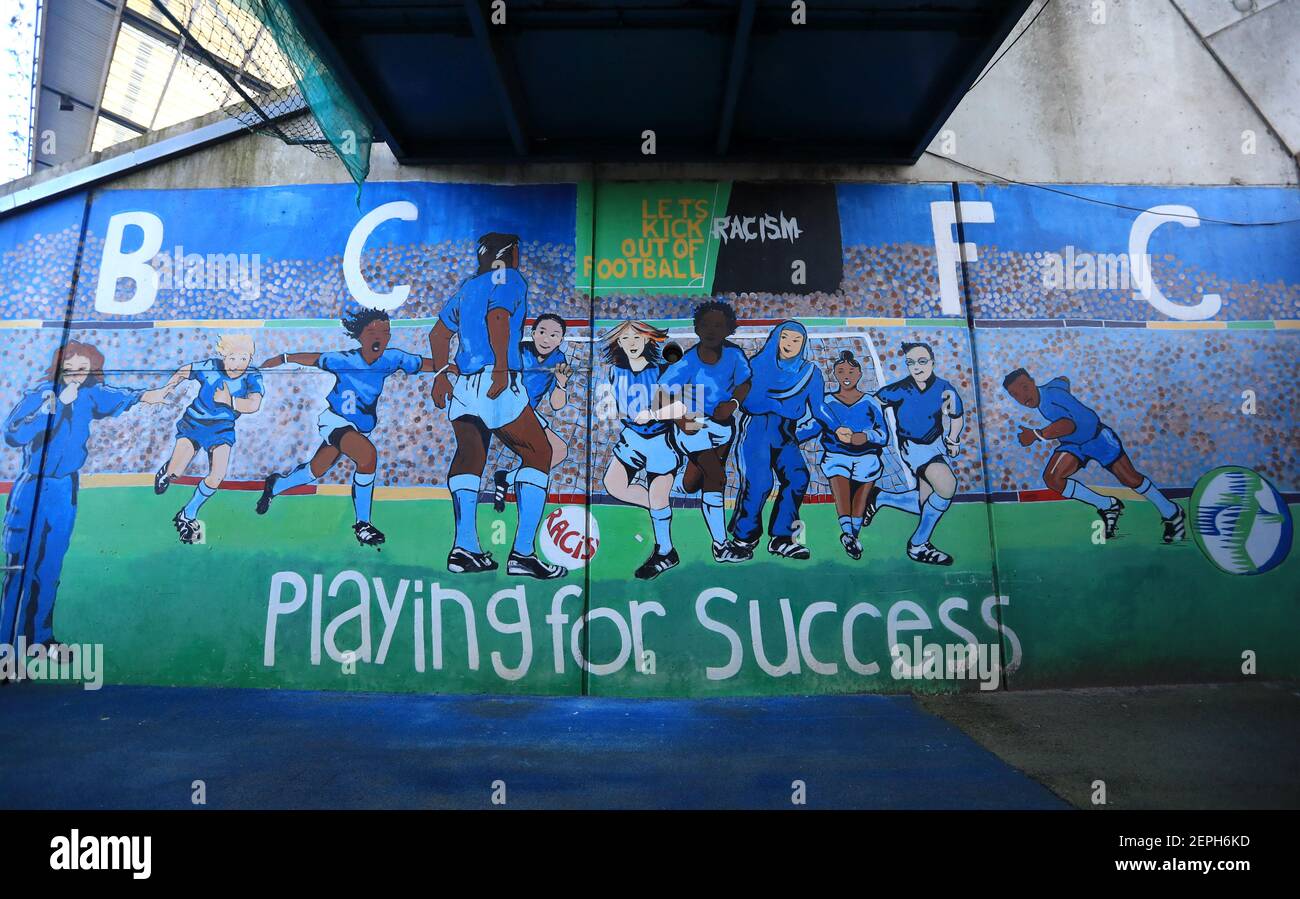 St andrews stadium mural hi-res stock photography and images - Alamy