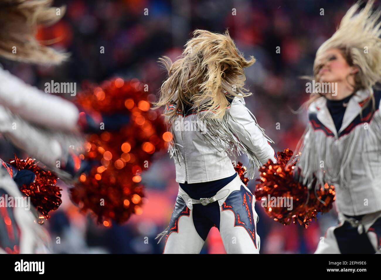 Denver broncos cheerleaders High Resolution Stock Photography and ...