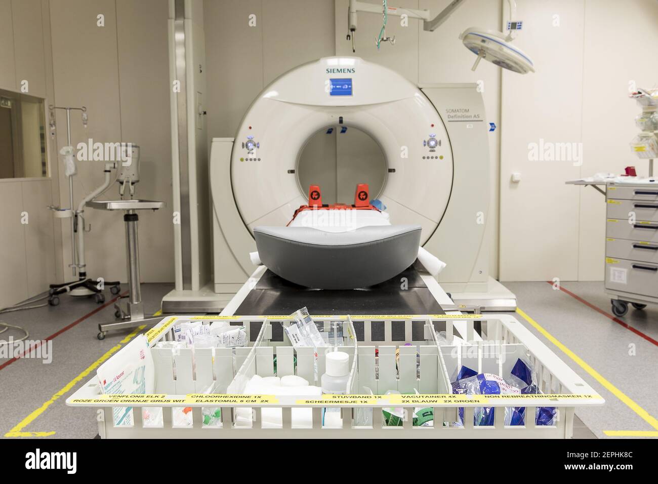 First ct scan ct scan hi-res stock photography and images - Alamy