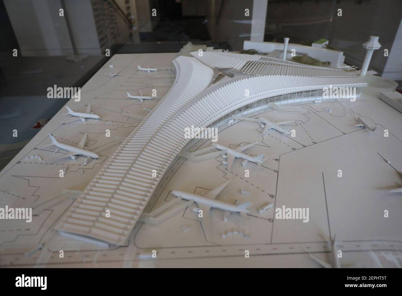 A proposal by Studio ORD as models for the expansion of O'Hare ...