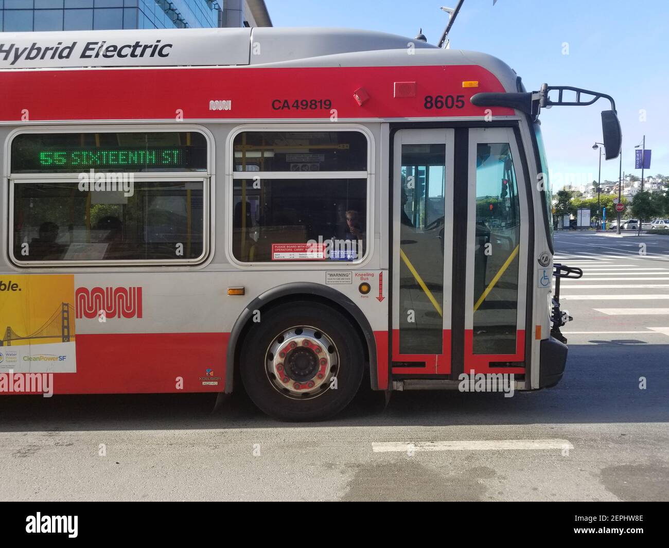 Side view of hybrid electric San Francisco Municipal Railroad (MUNI ...