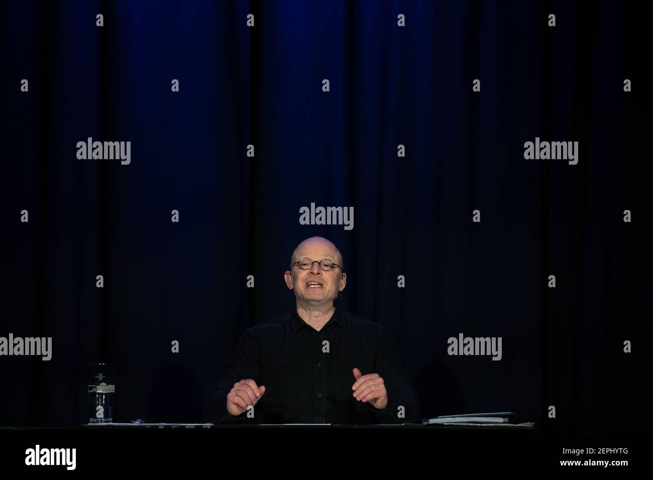 Der Schriftsteller Timur Vermes hat bei dem Bamberger Literaturfestival ...