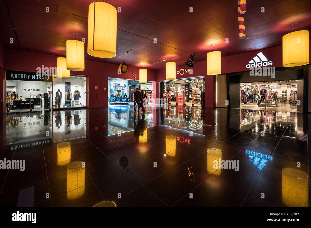 Braga, 11/14/2020 - The BragaParque shopping center closed its stores ...