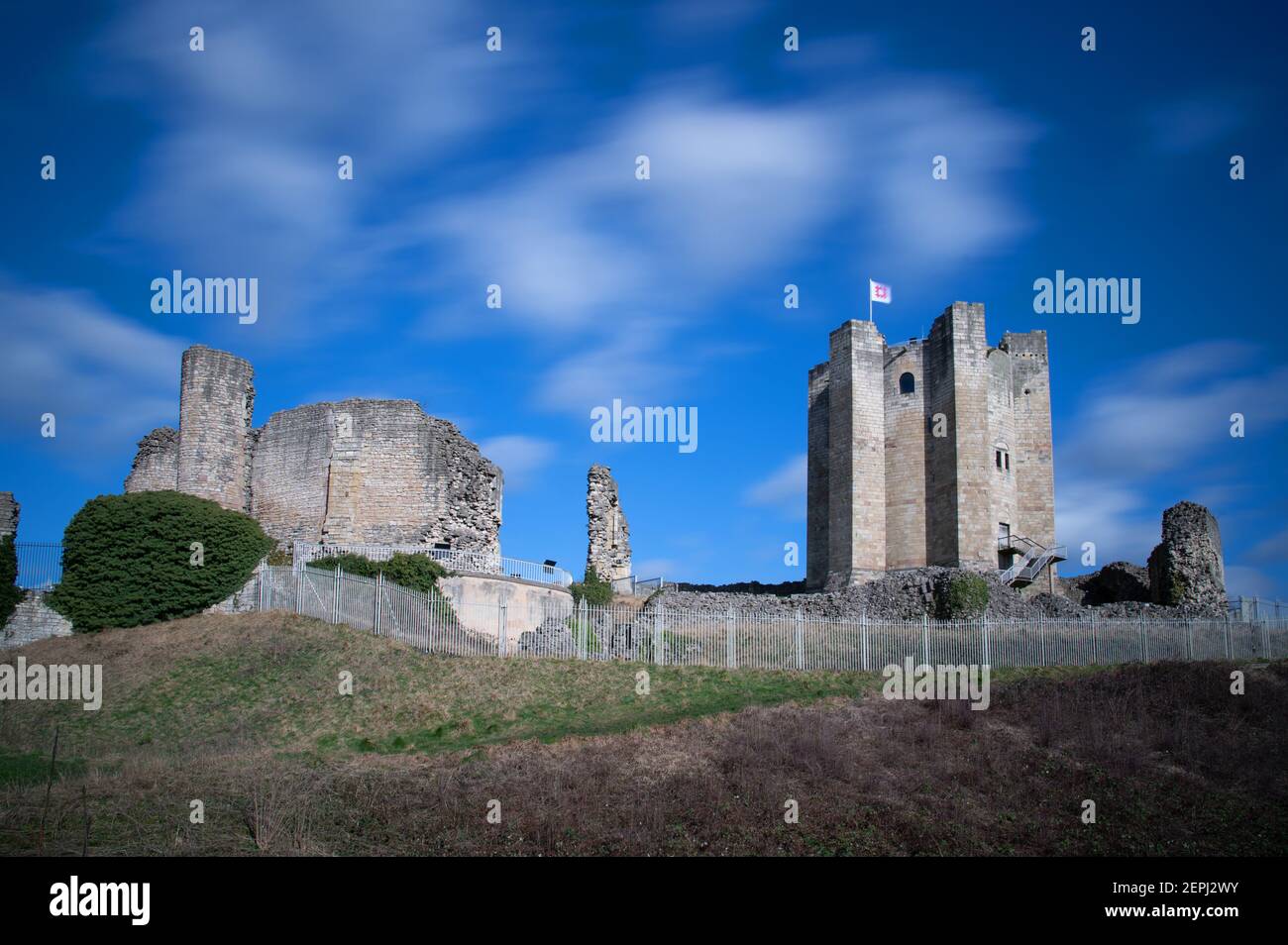 Conisbrough castle hi-res stock photography and images - Alamy