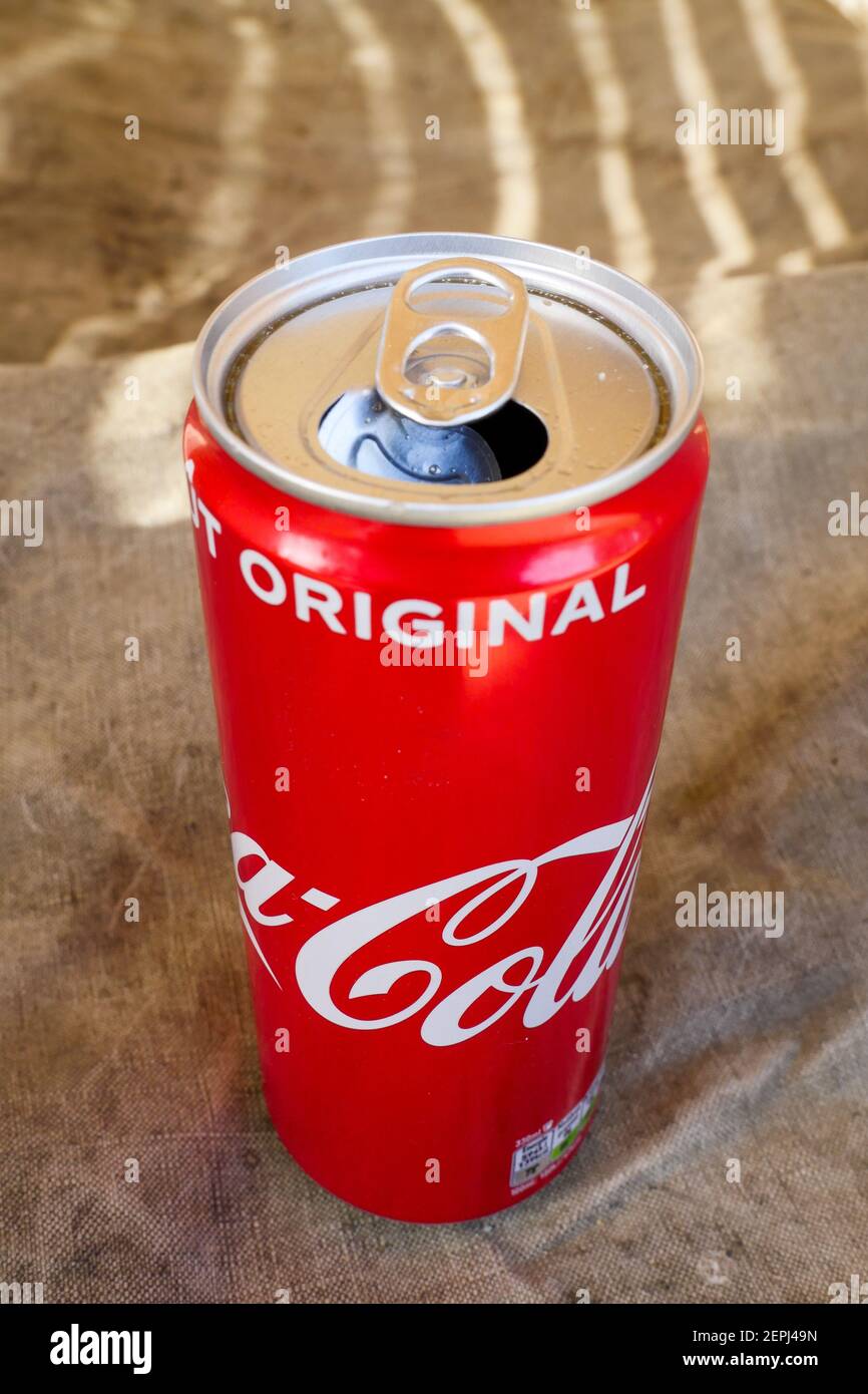 Coke en stock hi-res stock photography and images - Alamy