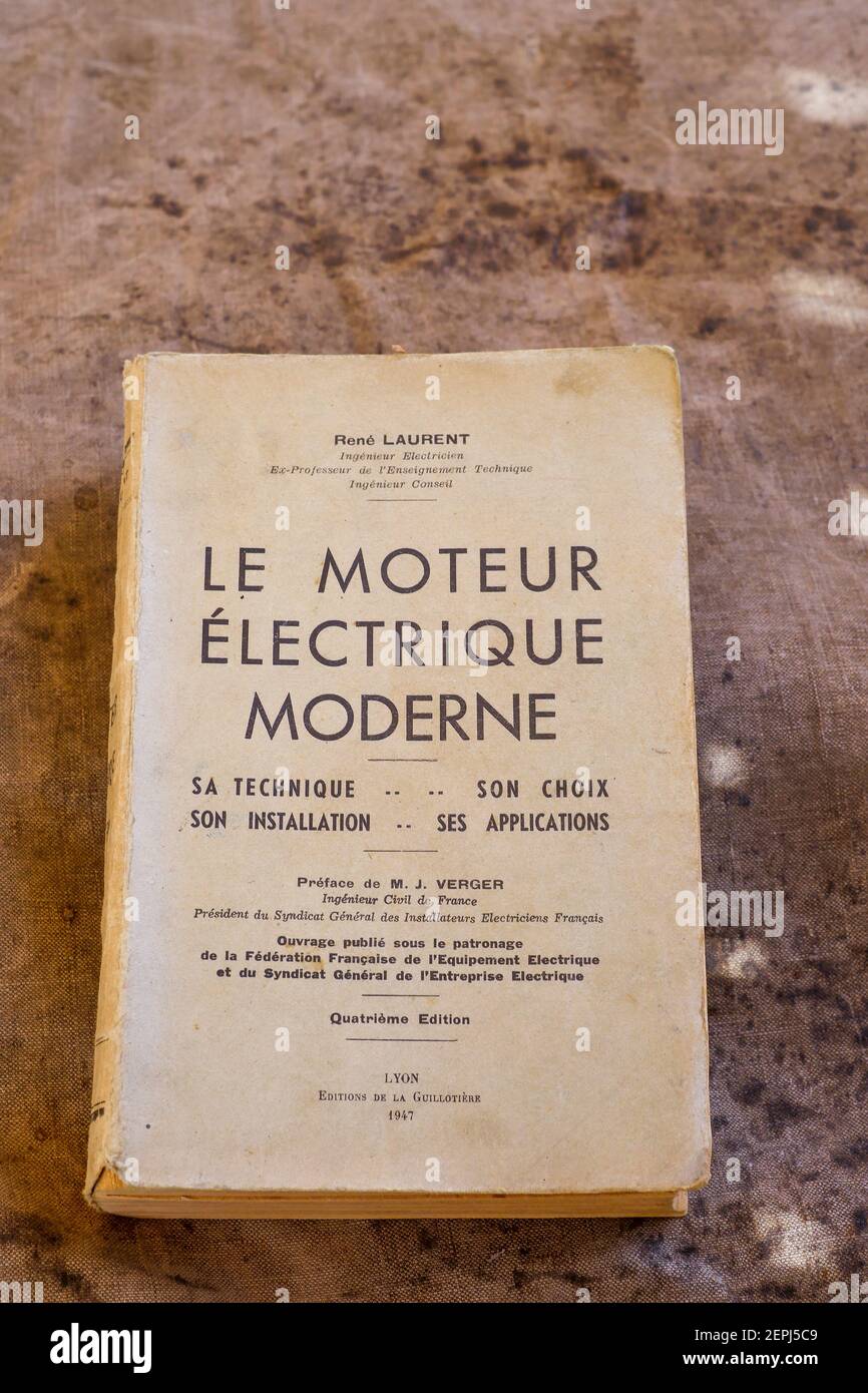 Etudes techniques hi-res stock photography and images - Alamy