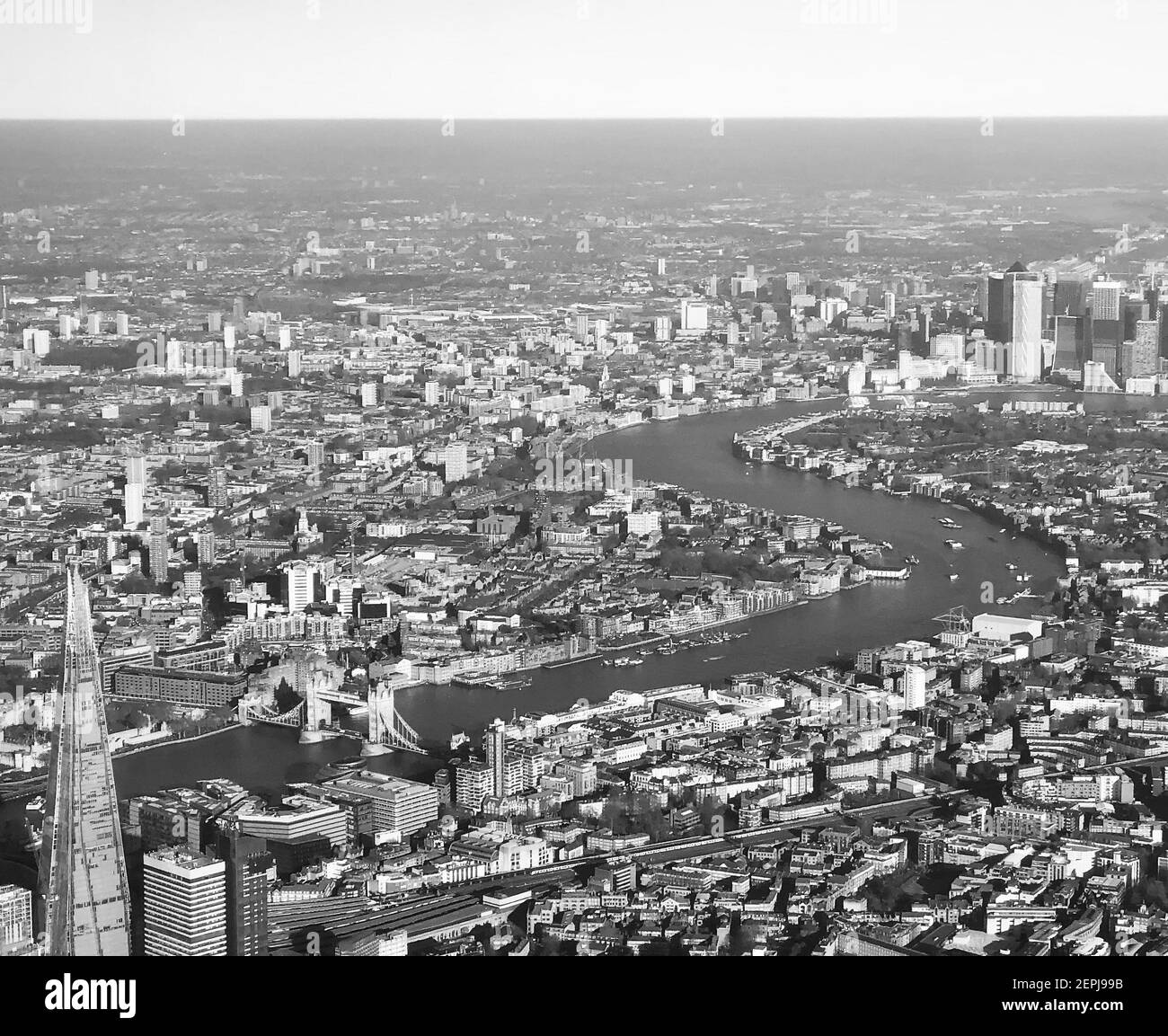 The tower of london shard Black and White Stock Photos & Images - Alamy