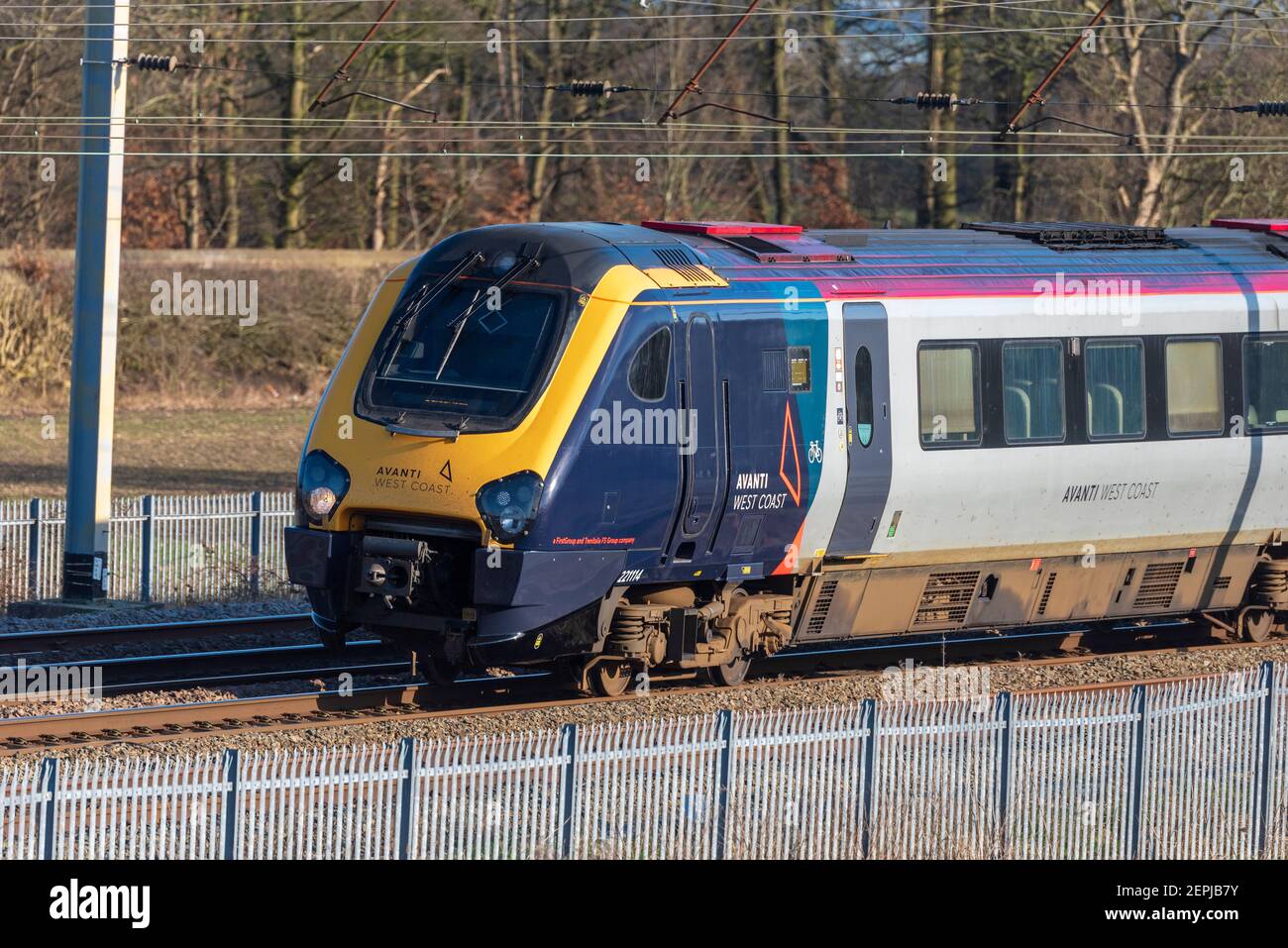 Avanti West Coast Super Voyager in new livery at Winwick on the West ...