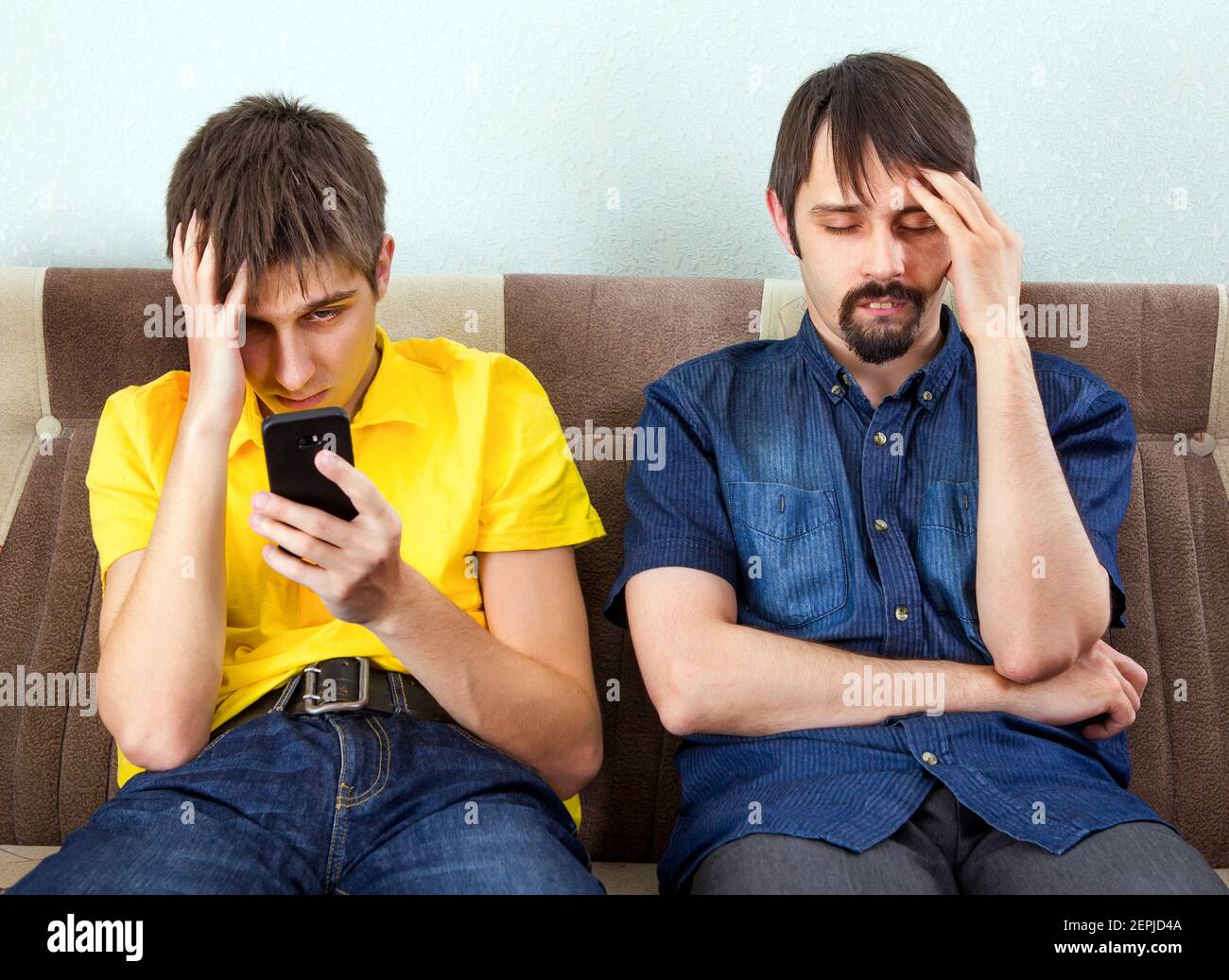 Two confused young men in hi-res stock photography and images - Alamy
