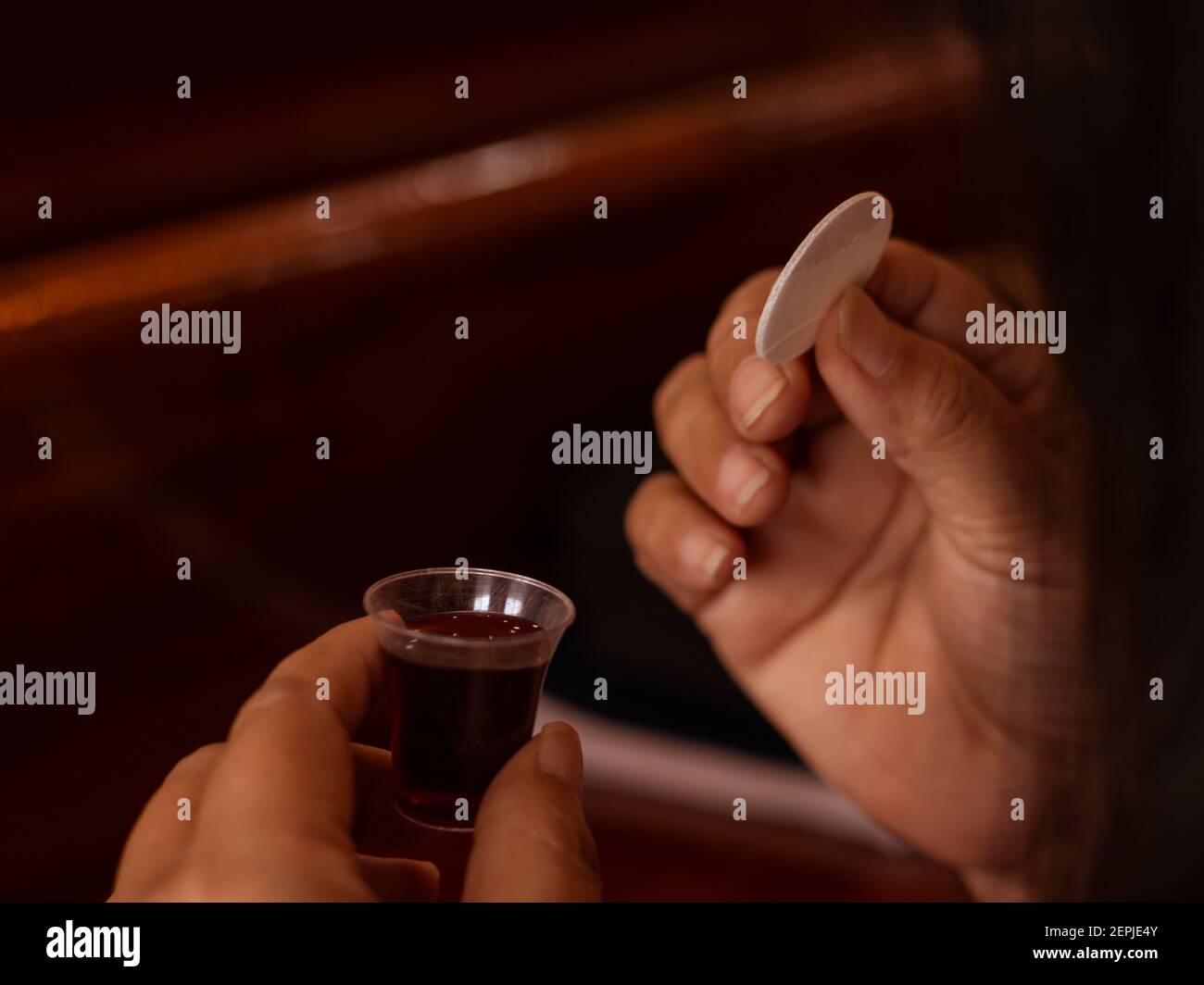 Jesus christ holding the holy grail hi-res stock photography and images ...