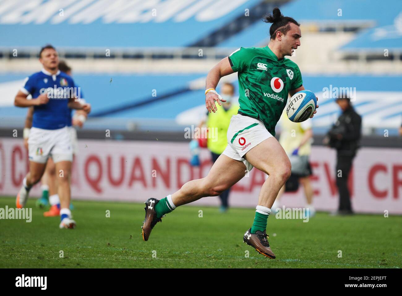 James lowe rugby hi-res stock photography and images - Alamy