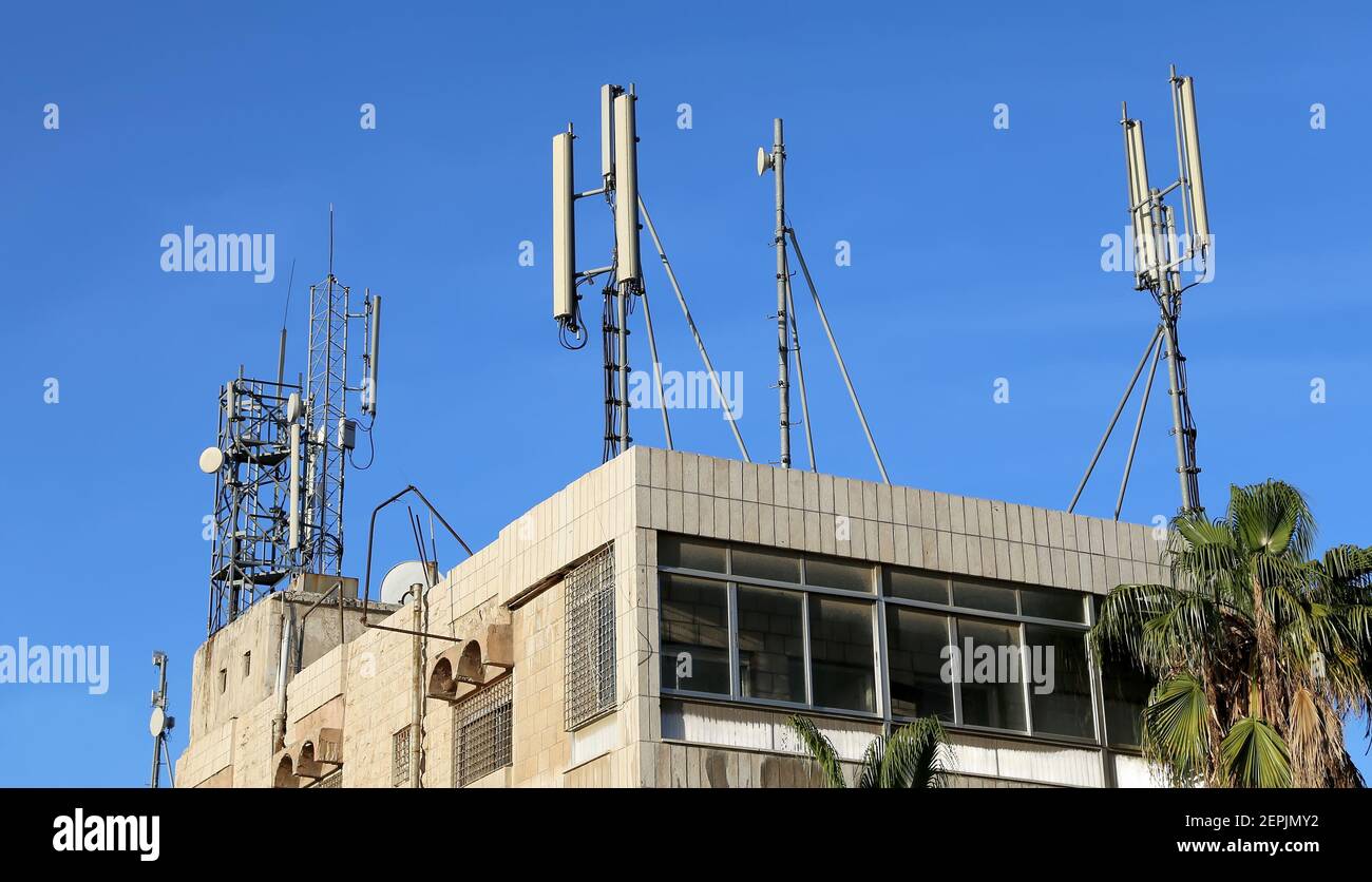 Telecommunication antenna and equipment Stock Photo - Alamy